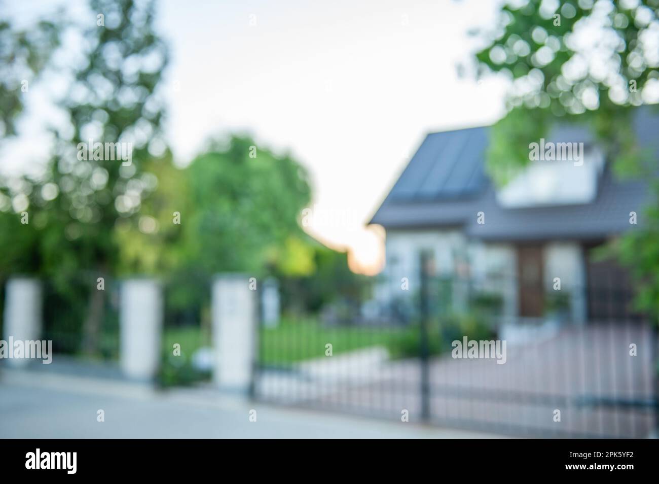 Luxury house behind the gates hi-res stock photography and images - Alamy