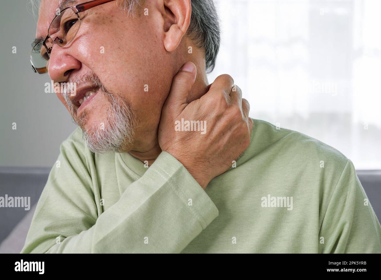 Elderly with office syndrome or work-related musculoskeletal disorder ...