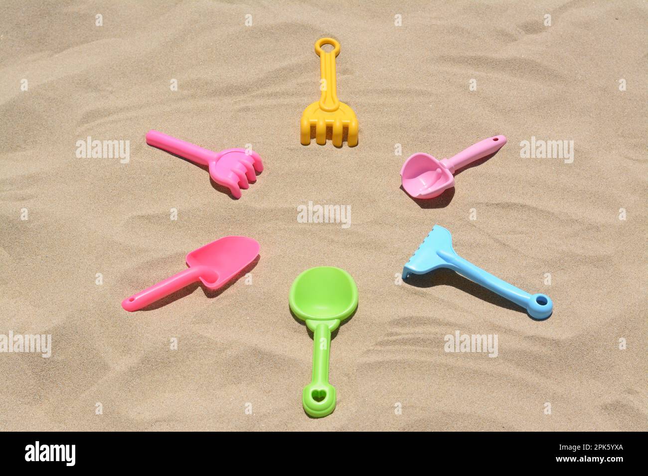 Rakes and shovels hi-res stock photography and images - Alamy