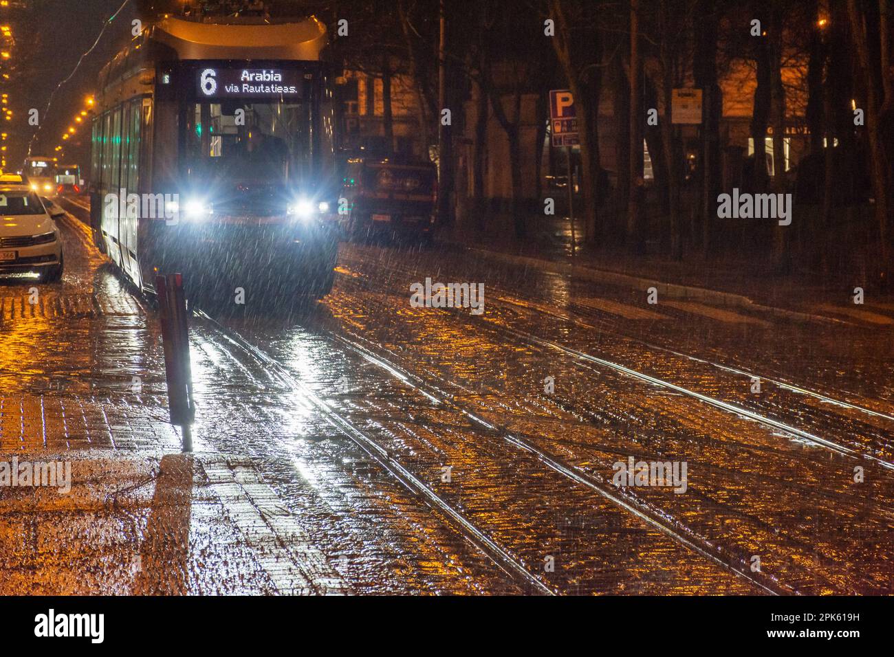 Street number in rain hi-res stock photography and images - Alamy