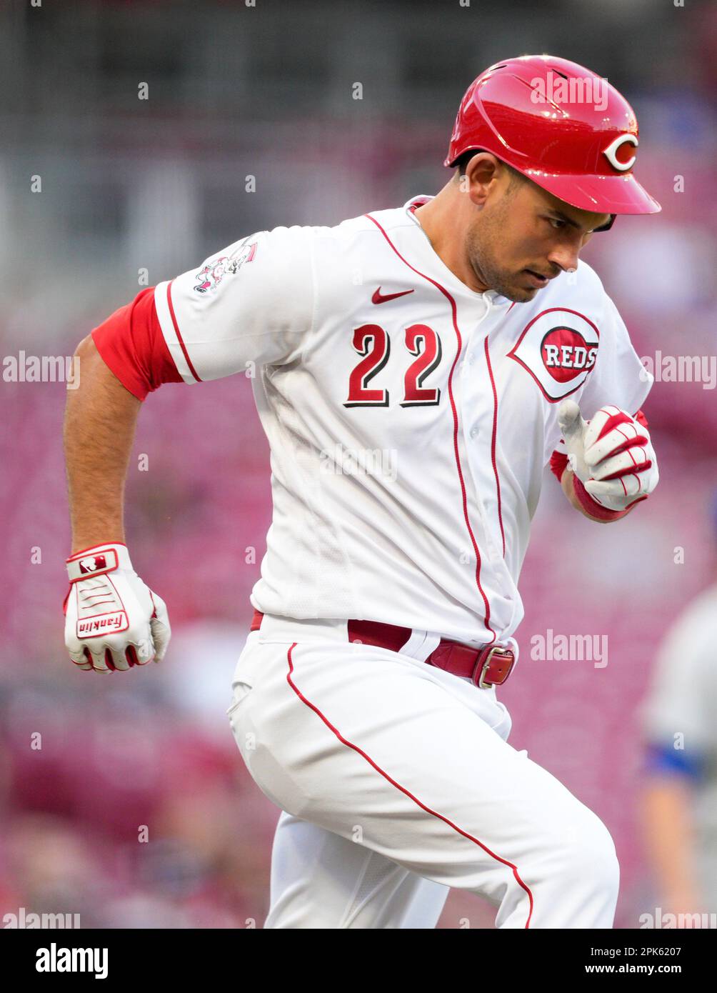 Cincinnati Reds' Luke Maile (22) plays against the Chicago Cubs in a ...