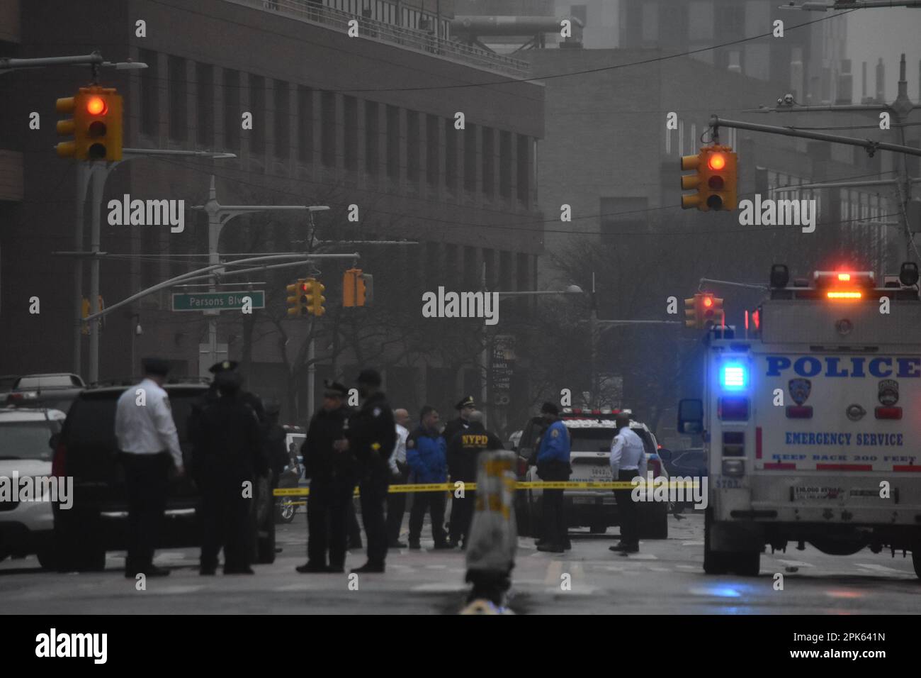 Queens, United States. 05th Apr, 2023. NYPD officers seen at the scene ...