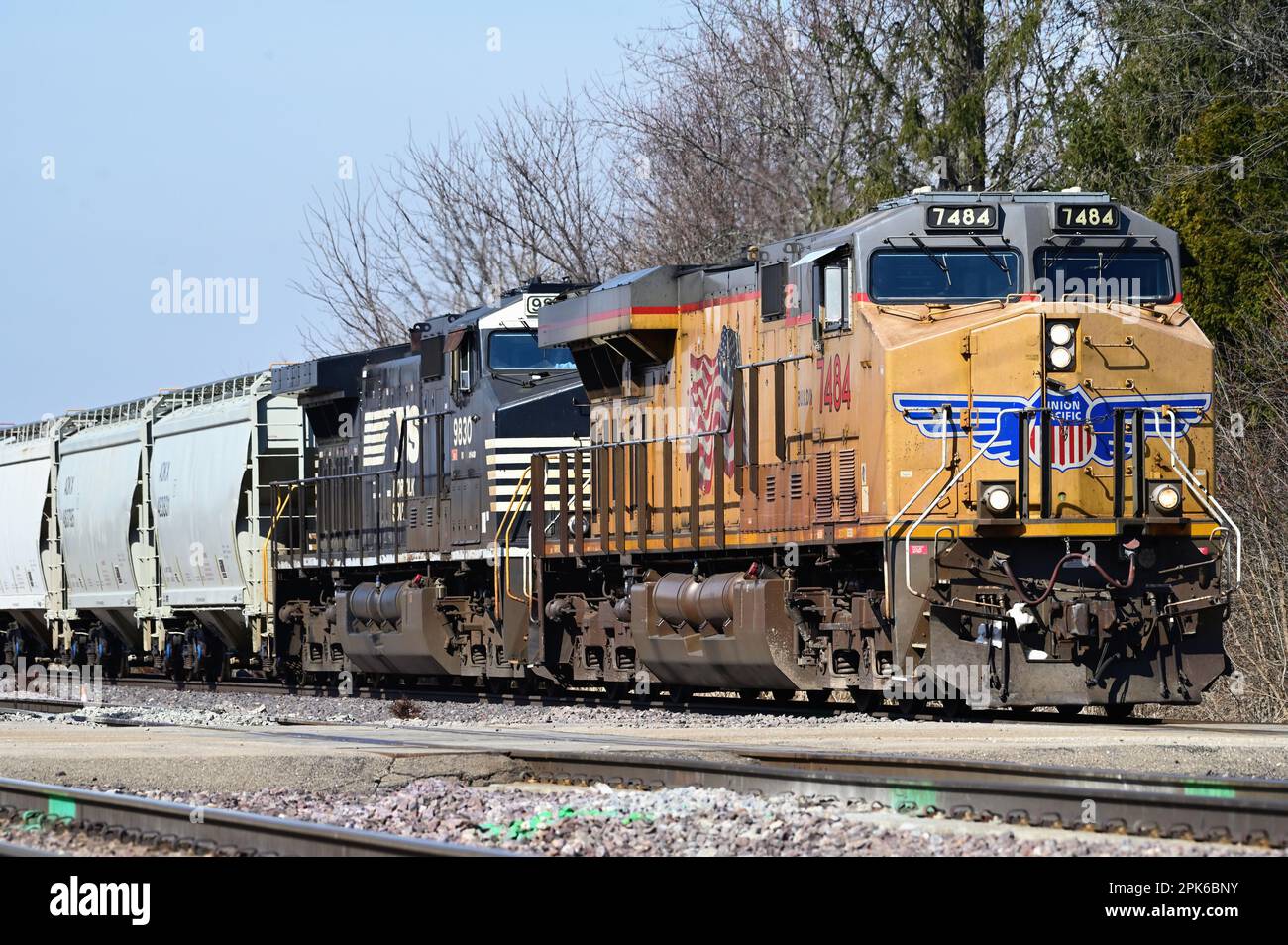 La Fox, Illinois, USA. Two locomotives including a run-through Norfolk Southern Railway unit ...