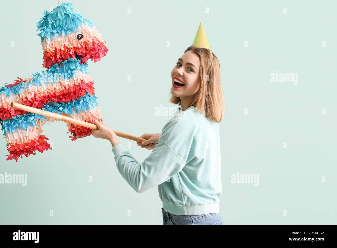 Pinata breaking hi-res stock photography and images - Alamy