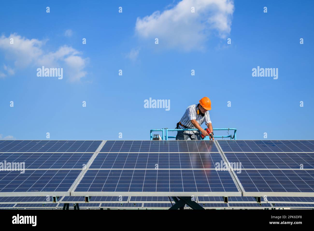 Solar panel station, Engineer installing solar panel at solar energy ...