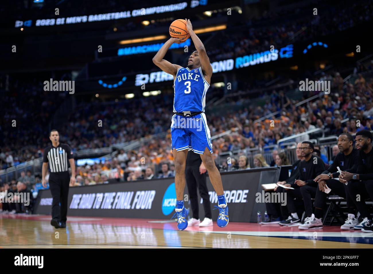 Duke guard Jeremy Roach (3) shoots a 3-pointer during the second half of a second-round college ...