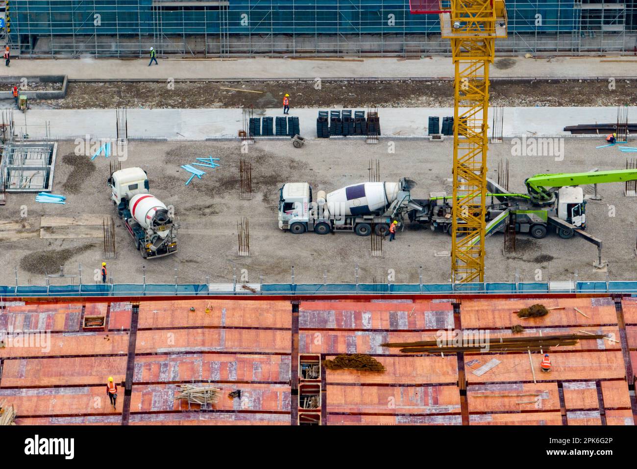 SUZHOU, CHINA - APRIL 6, 2023 - Construction workers work at the ...