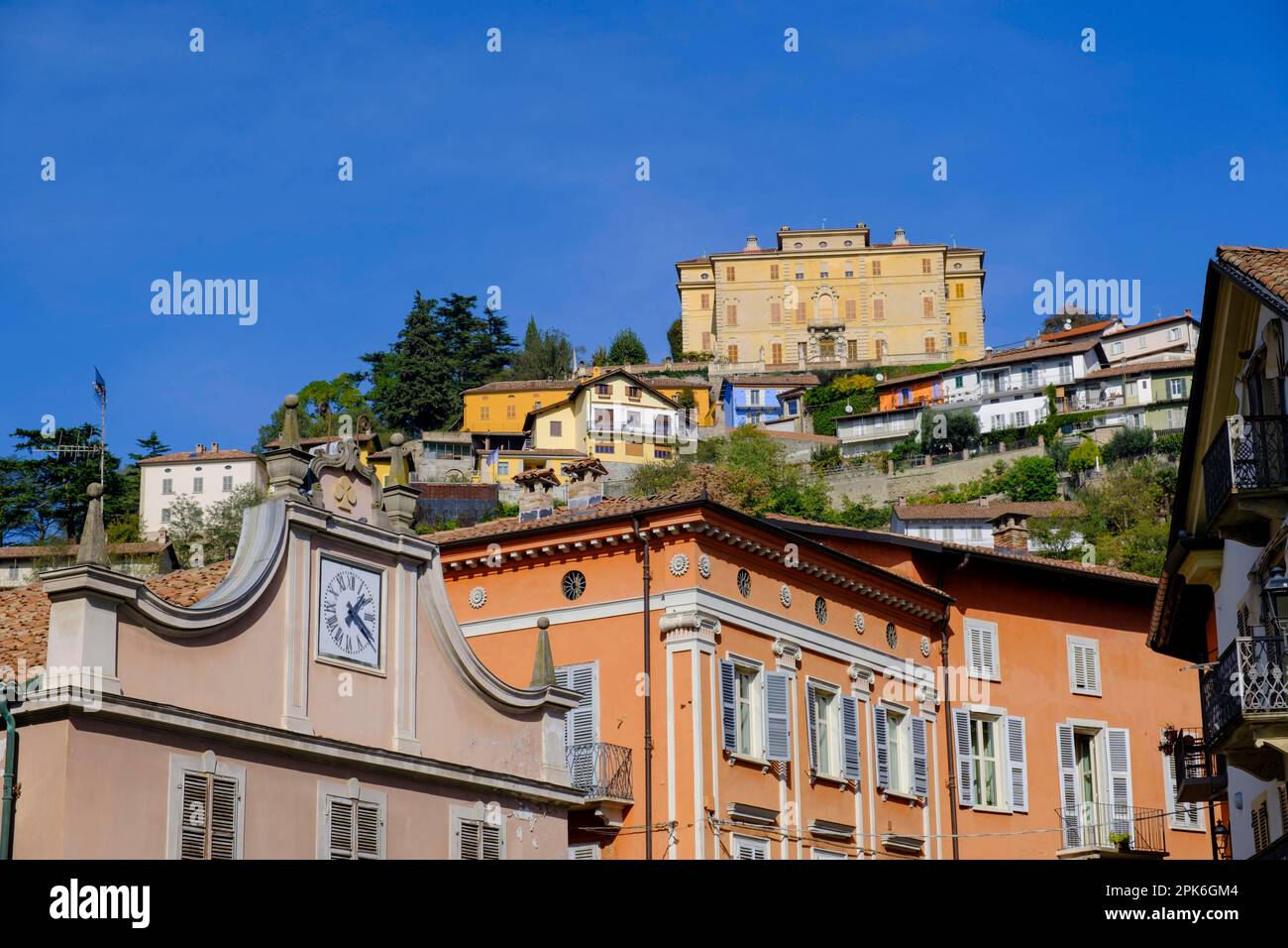 Canelli Castle, Langhe, Piedmont, Italy Stock Photo - Alamy