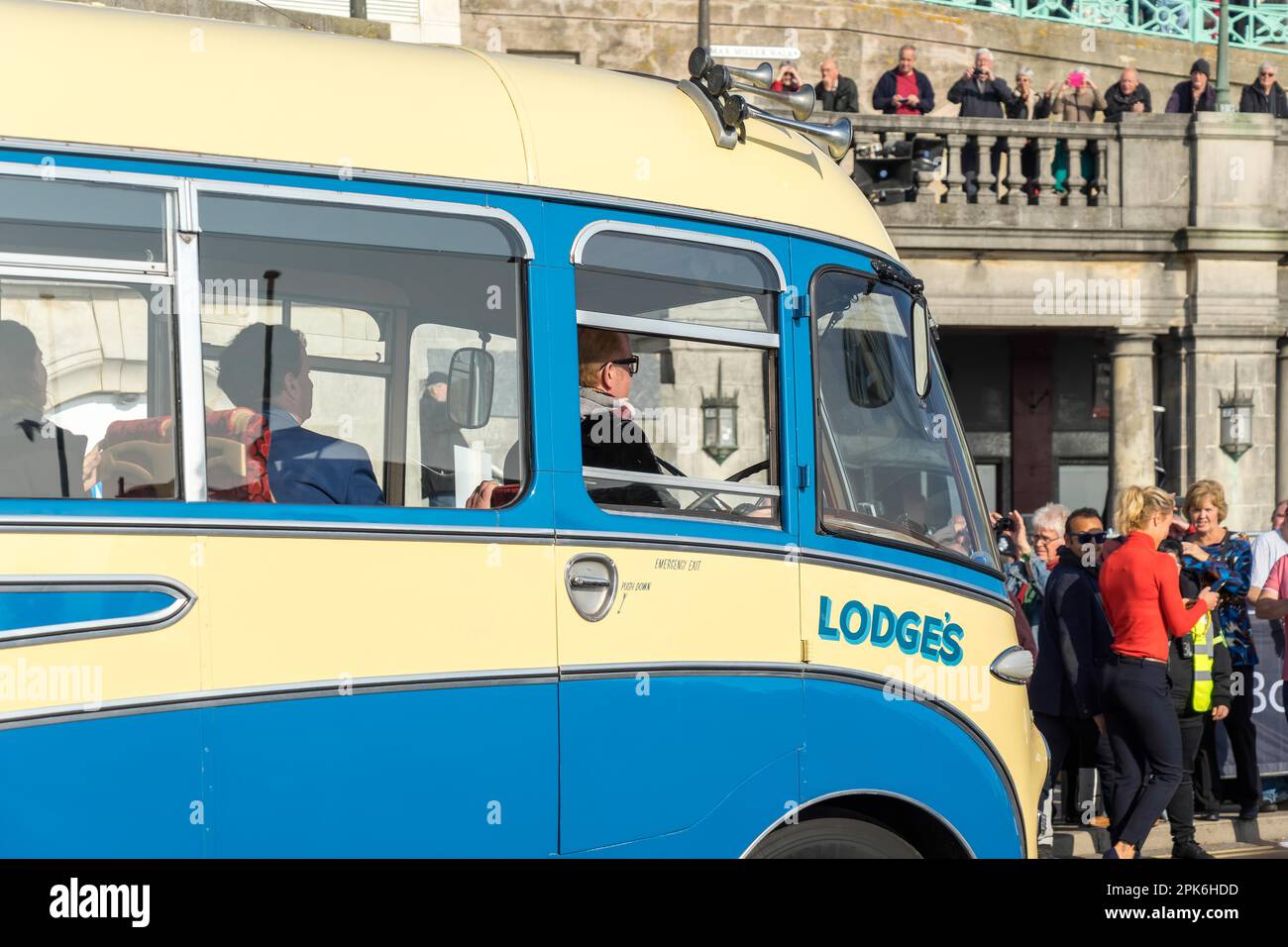 Old Bus at the Finish Line of the London to Brighton Veteran Car Run ...