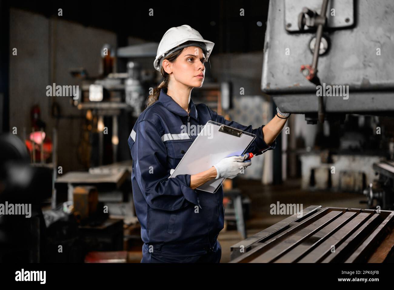 Professional technician worker of manufacturing plant factory Stock ...