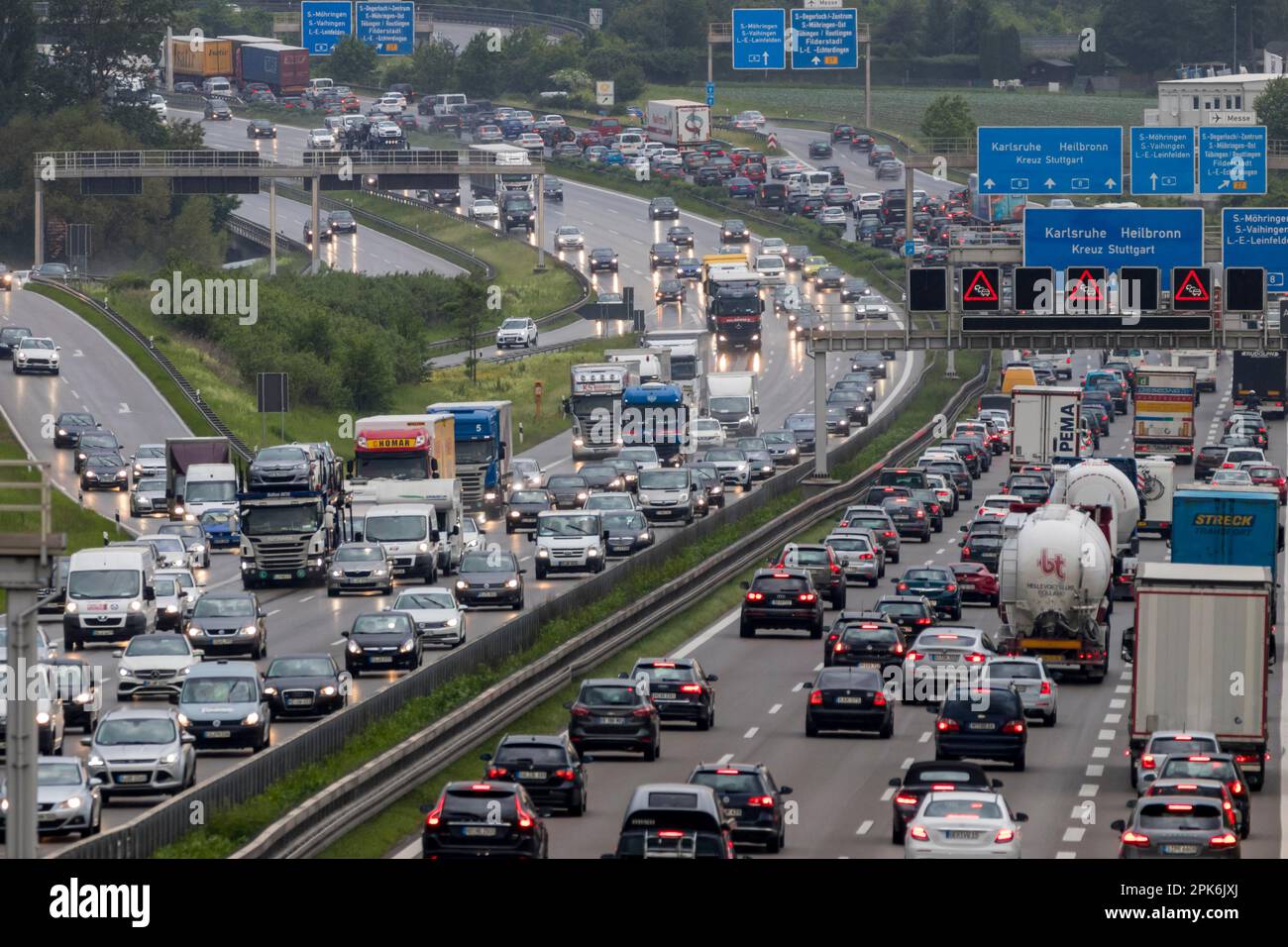 A8 motorway at Stuttgart junction, heavy traffic and congestion ...