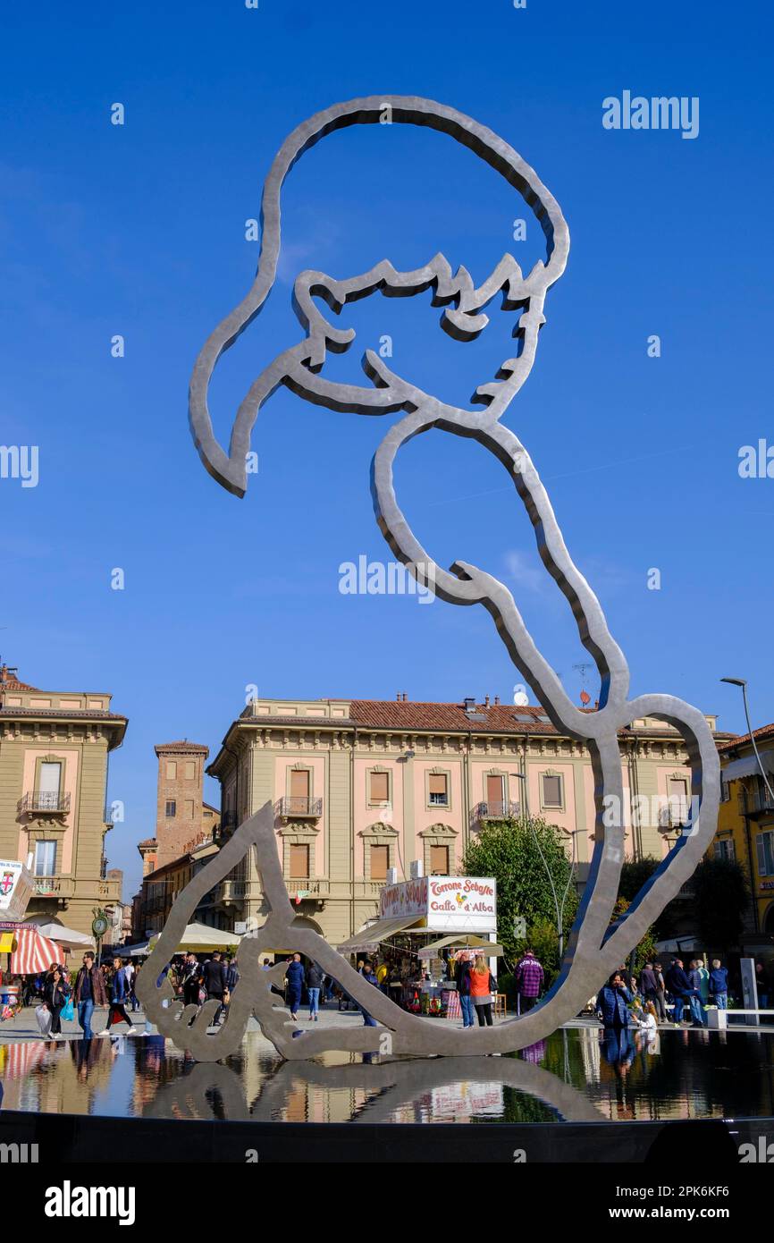 Sculpture Alba, Piazza Michele Ferrero, Alba, Langhe, Piedmont, Italy ...