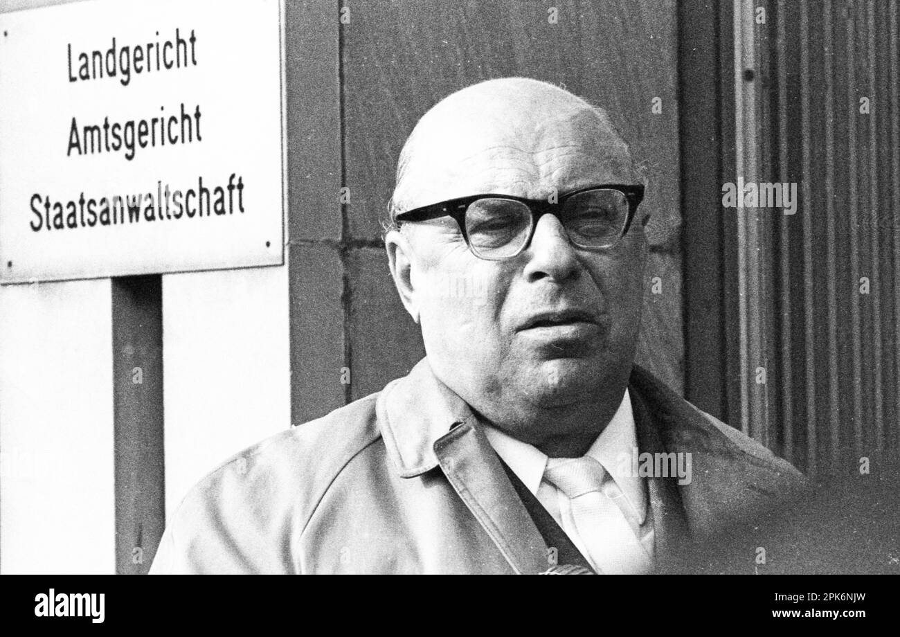 Personalities from politics, business and culture from the years 1965 ...