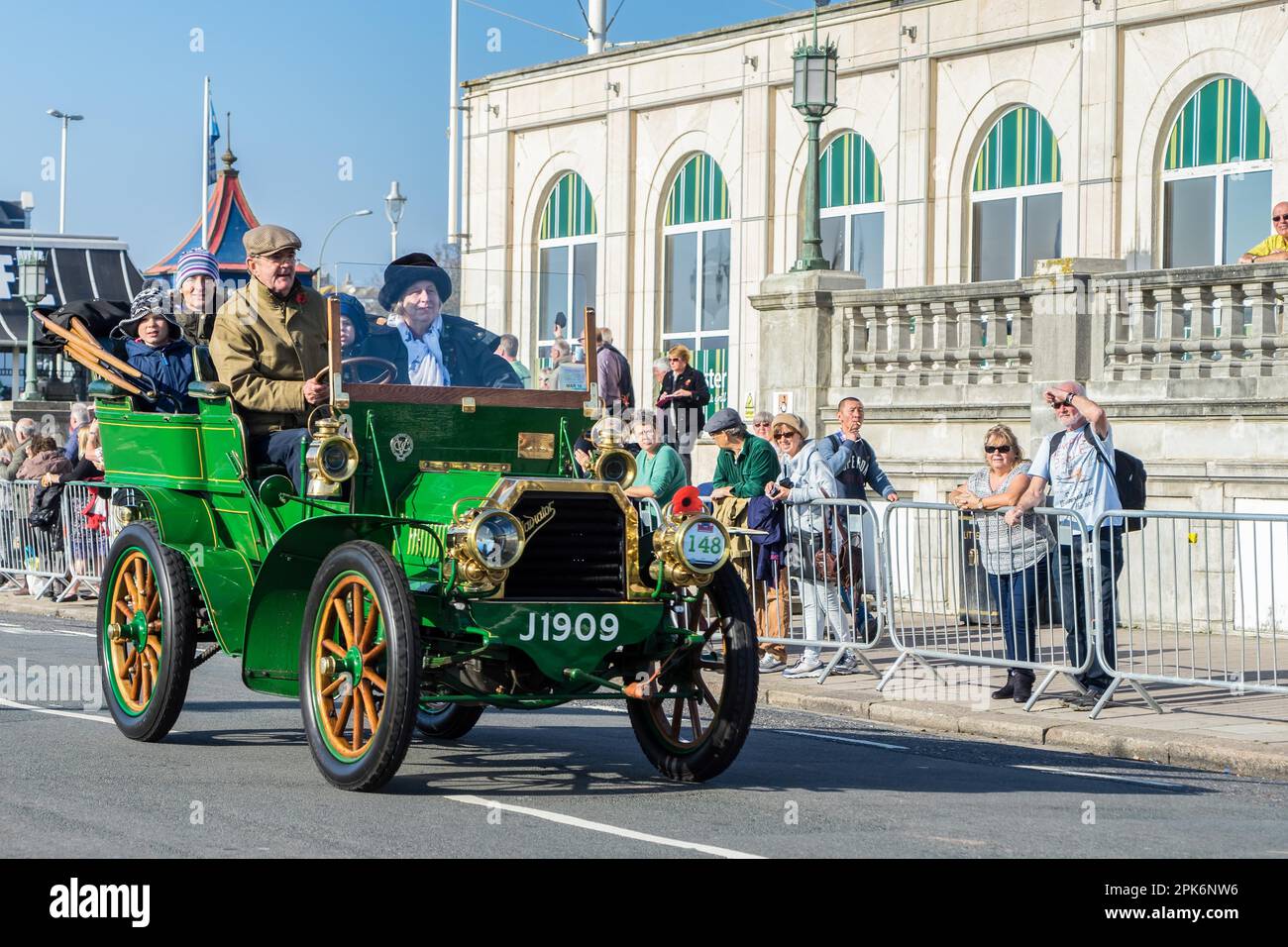 Car approaching the Finish Line of the London to Brighton Veteran Car ...