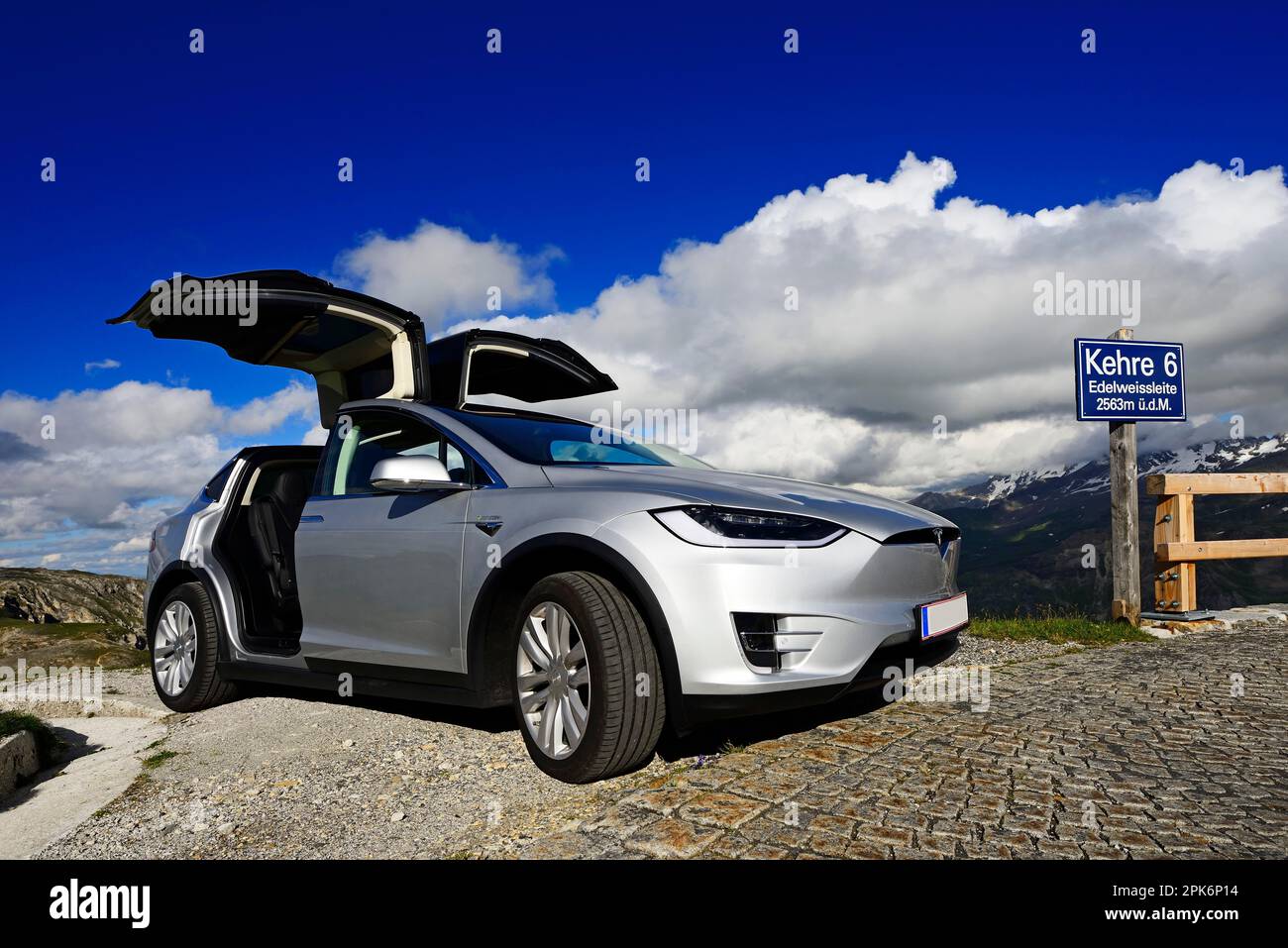 Round trip with TESLA Model X 75, Edelweissleite, Grossglockner ...
