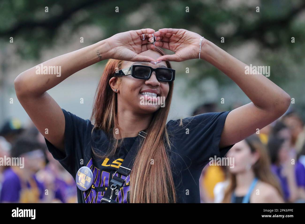 April 5, 2023: LSU's Angel Reese signals a heart to the fans during LSU ...