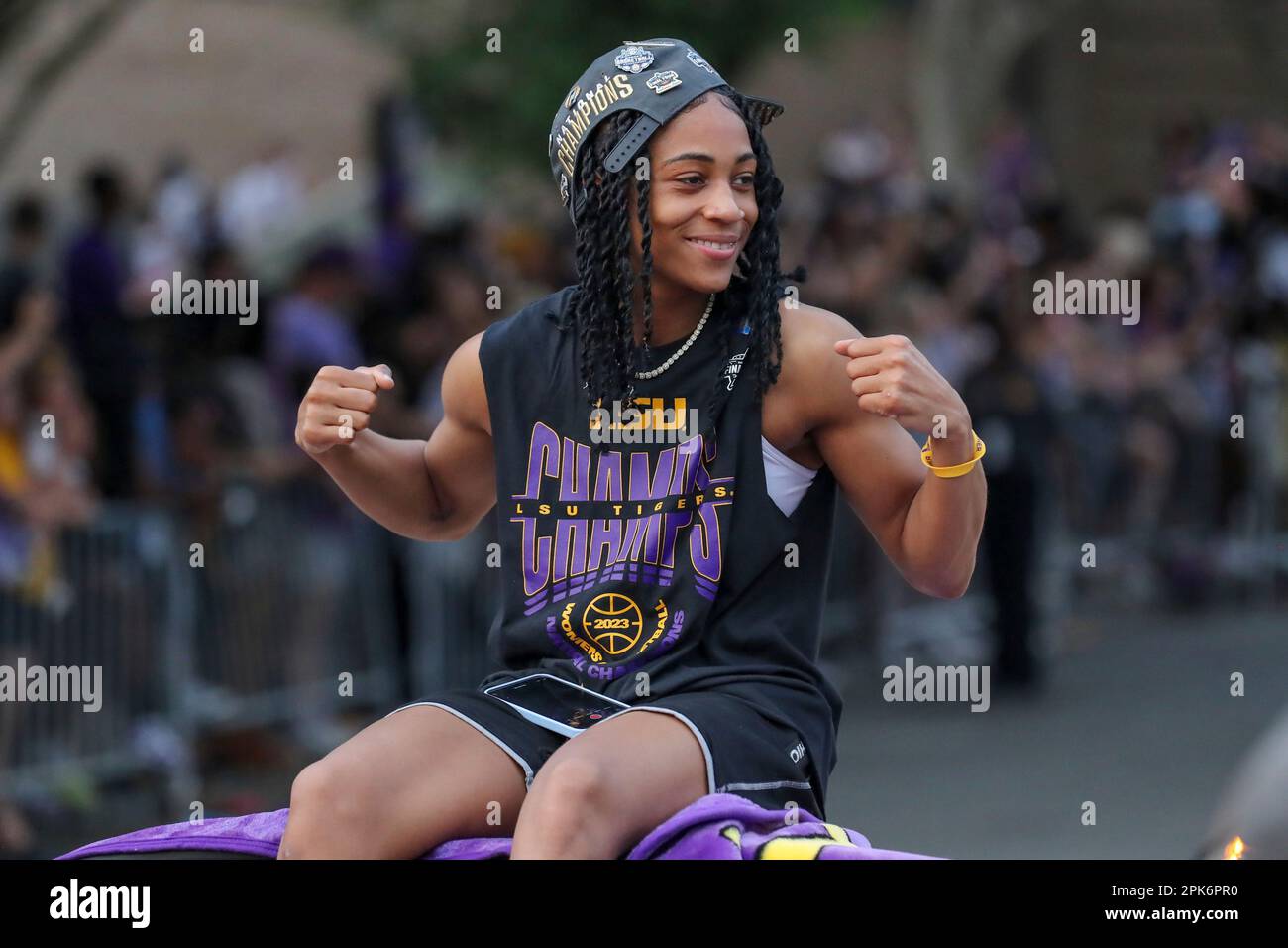 April 5, 2023: LSU's Alexis Morris flexes for fans during LSU's Women's ...