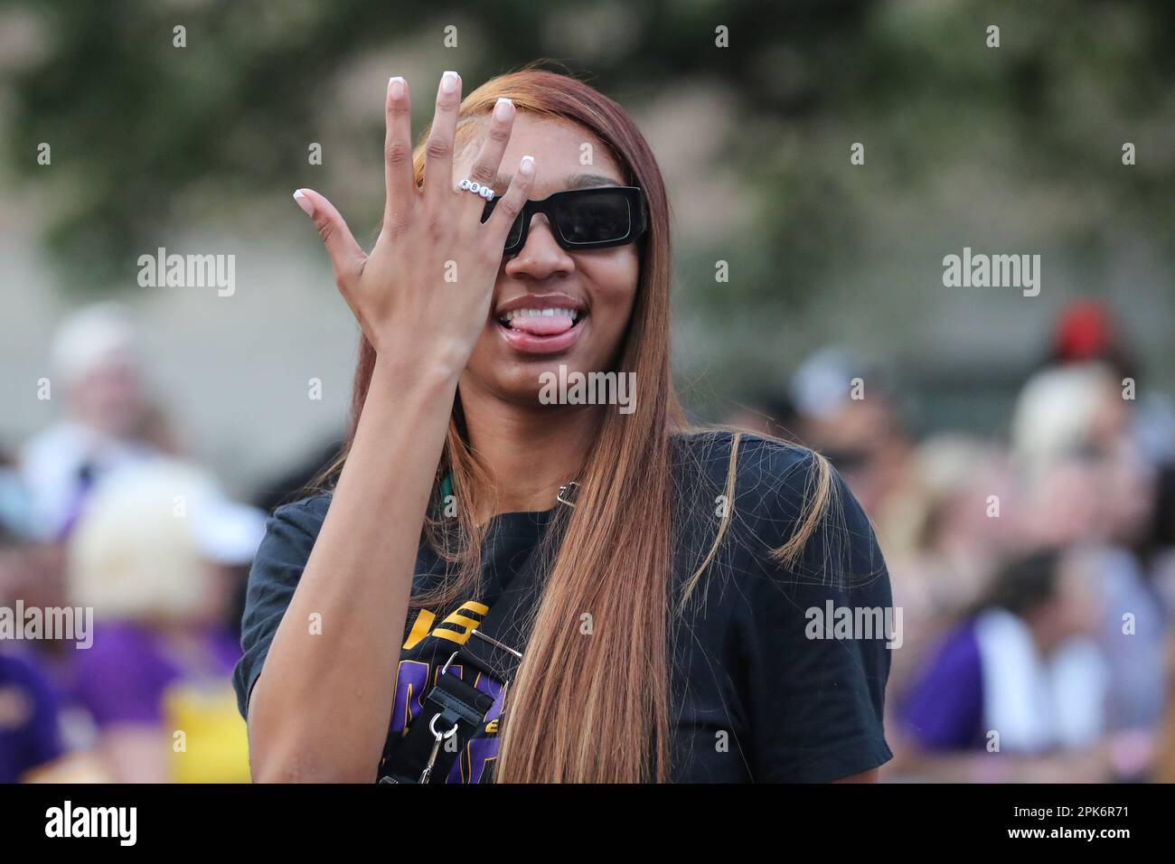 Baton Rouge, LA, USA. 5th Apr, 2023. LSU's Angel Reese waves her hand ...
