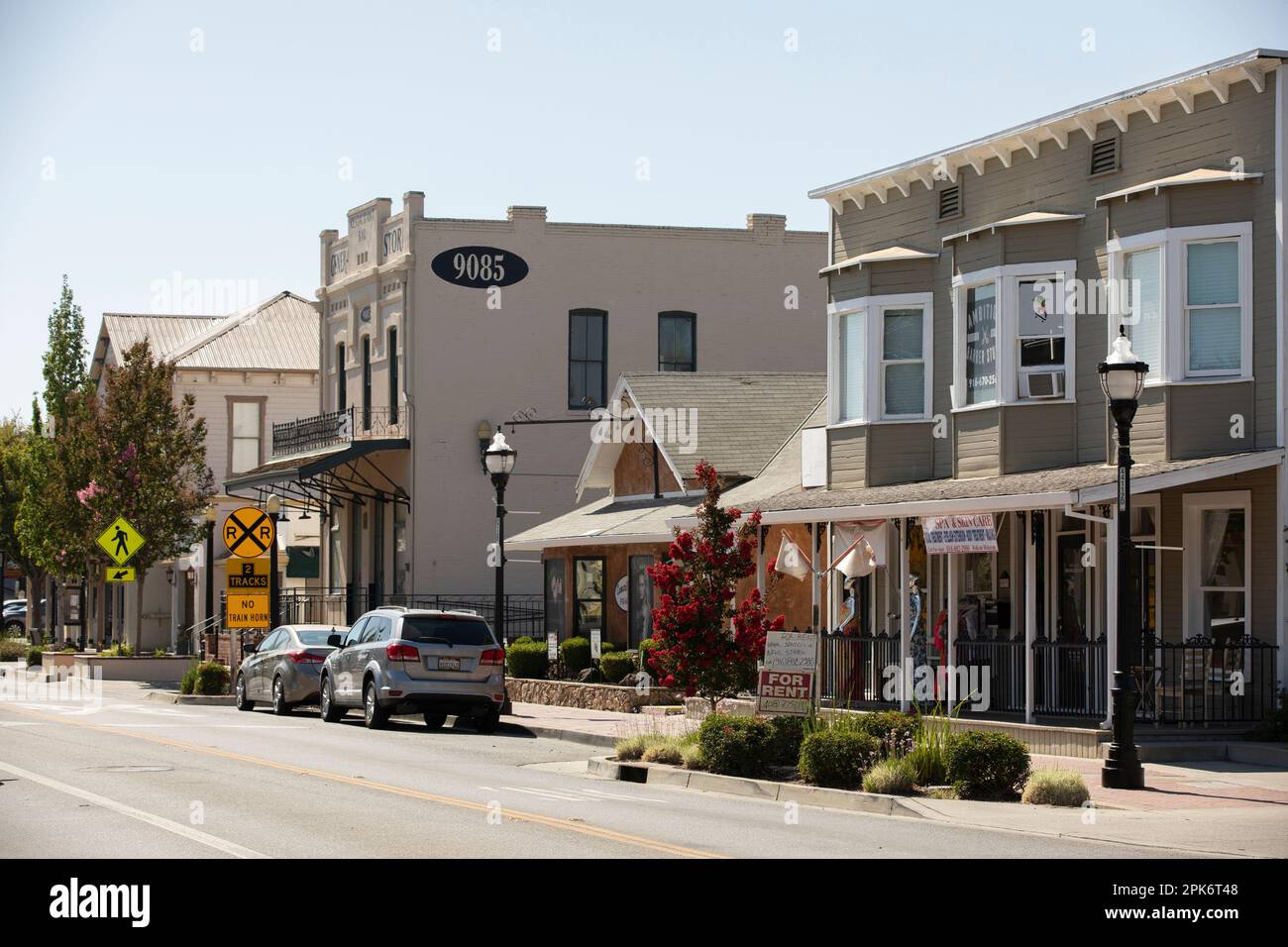 Elk Grove, California, USA - July 16, 2021: Afternoon sunlight shines ...