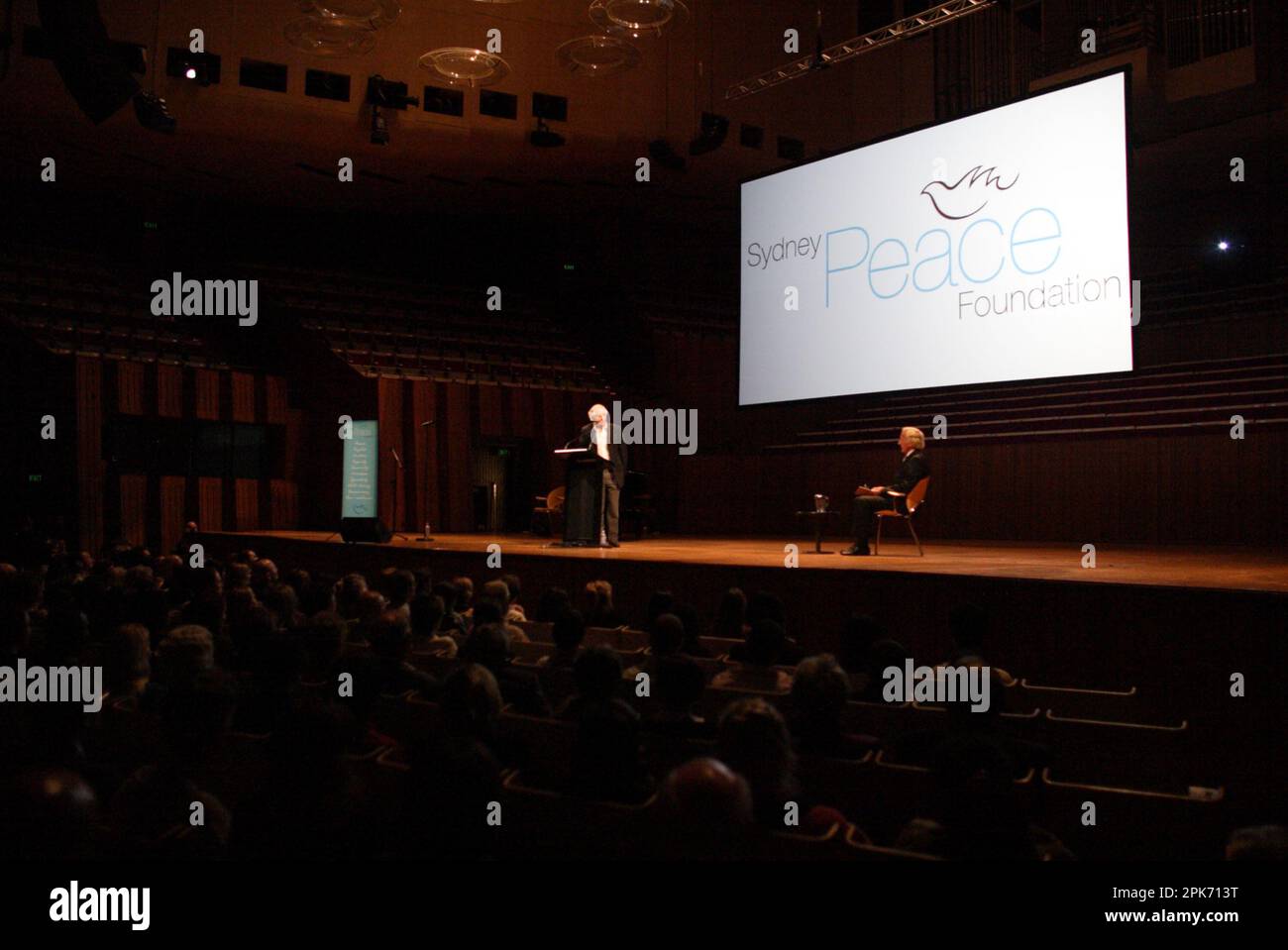 Stuart Rees introducing John Pilger, awarded the annual Sydney Peace ...