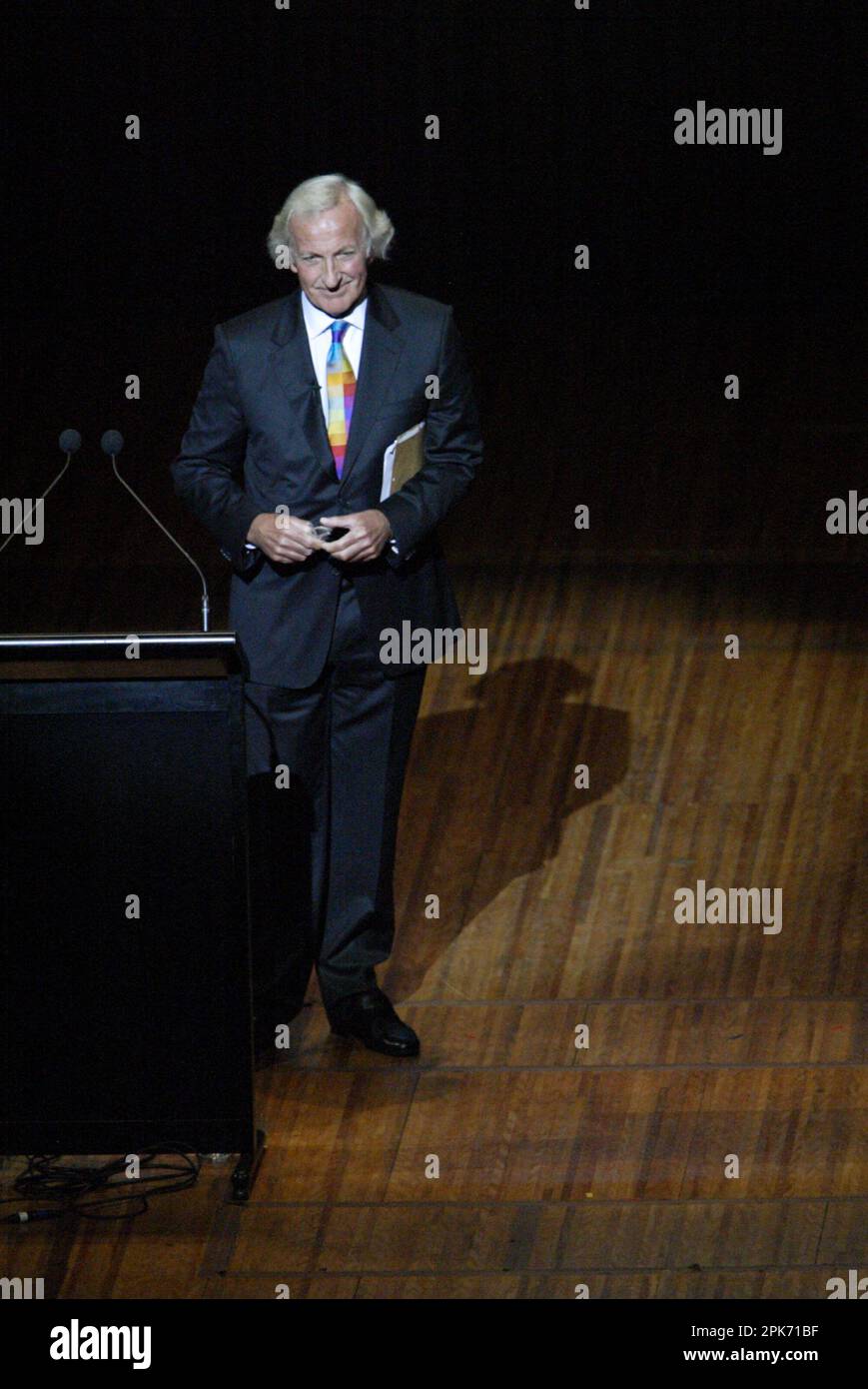 Sydney opera house in peace hi-res stock photography and images - Alamy