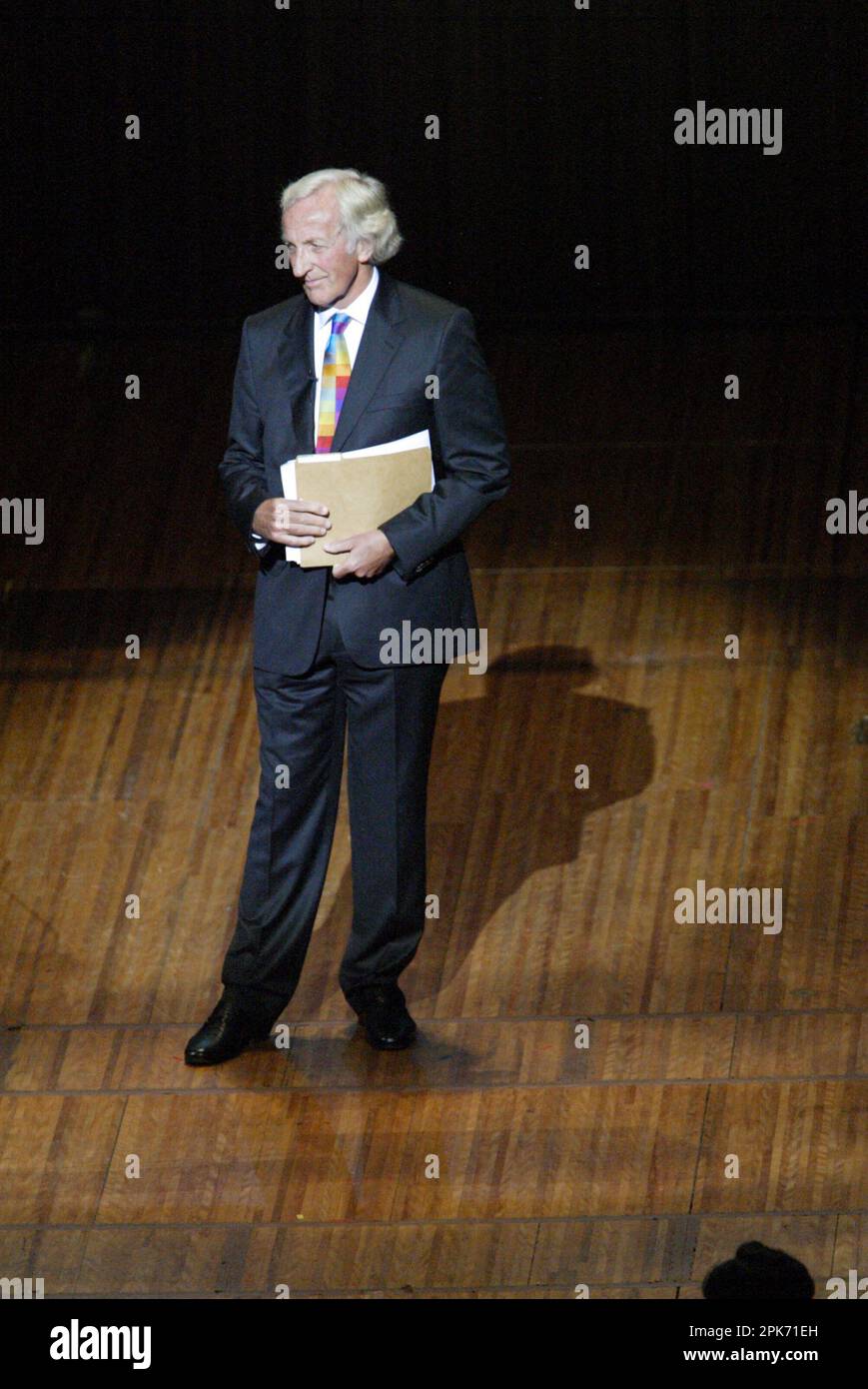 Sydney opera house in peace hi-res stock photography and images - Alamy