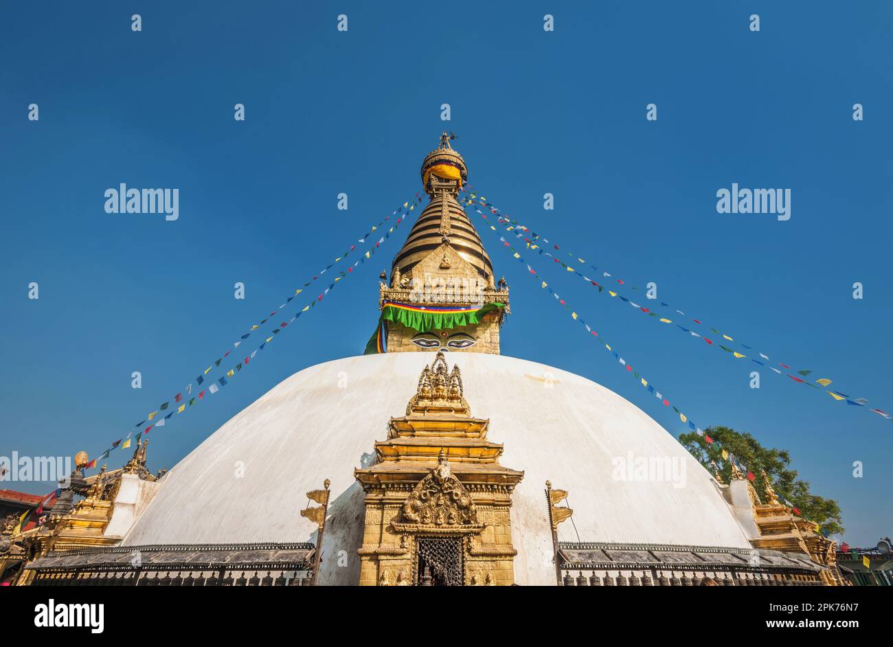 The whitewashed dome and gold spire of Swayambhunath Stupa, Kathmandu ...