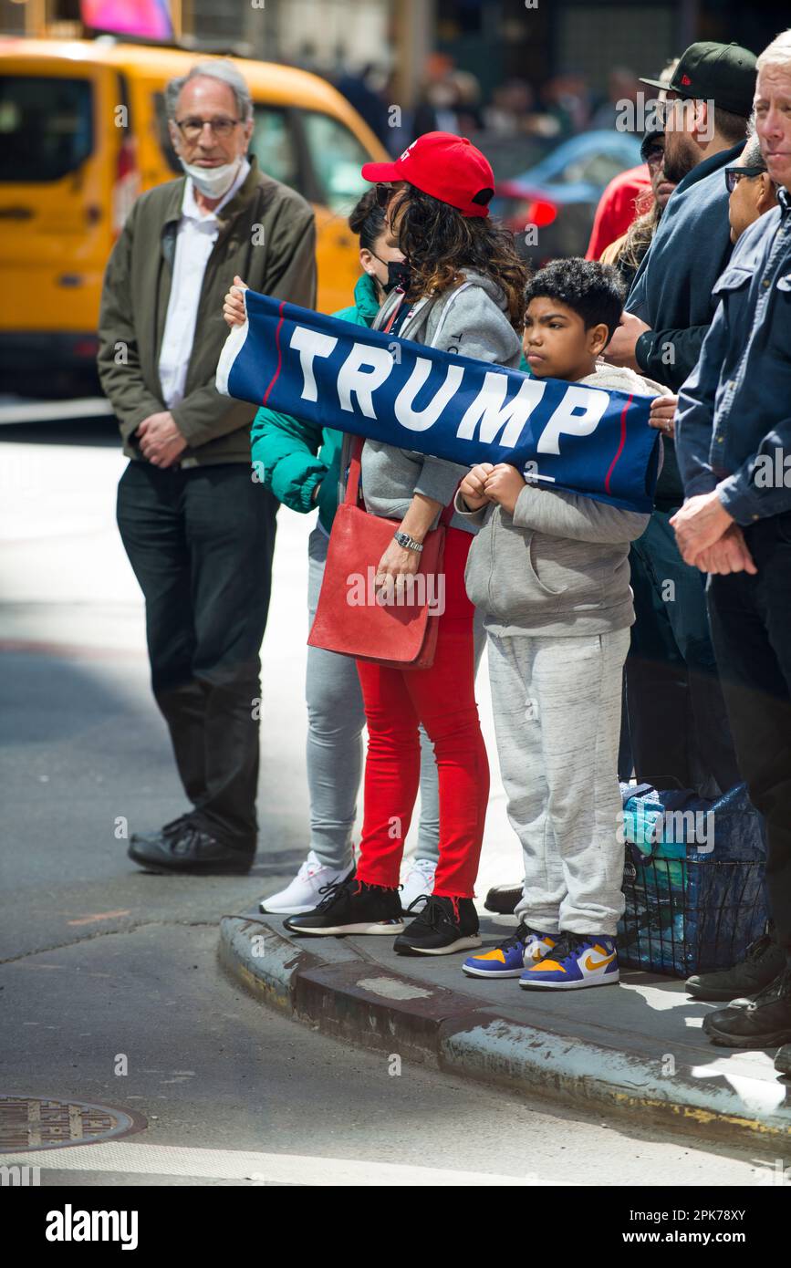 Pro President Trump family holding a Trump sign and getting reactions ...