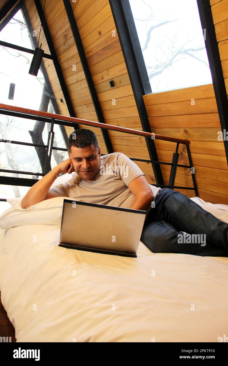 Technology camp latin america hi-res stock photography and images - Alamy