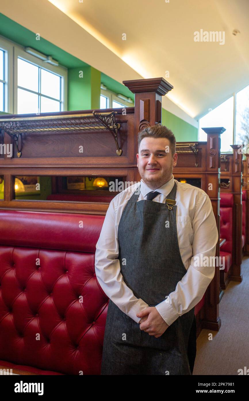 Old service station hi-res stock photography and images - Alamy