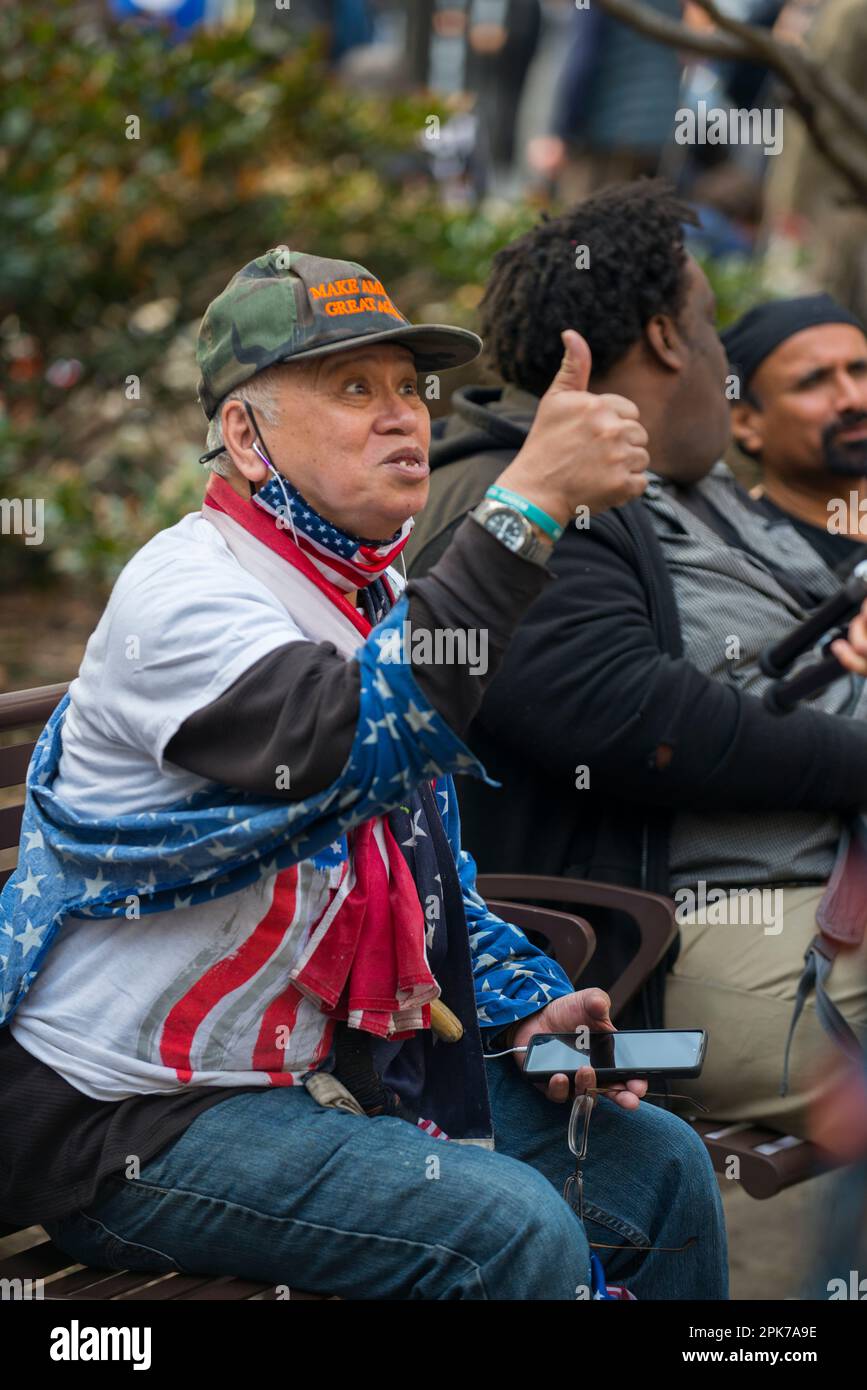 Diverse people american flag hi-res stock photography and images - Alamy