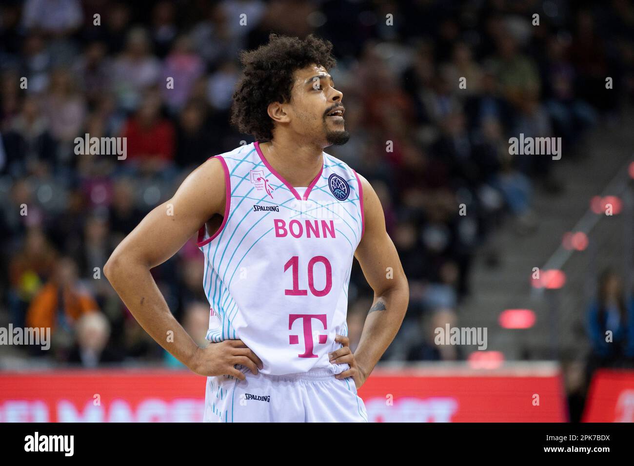 Bonn, Deutschland. 05th Apr, 2023. Collin MALCOLM (BON, middle ...