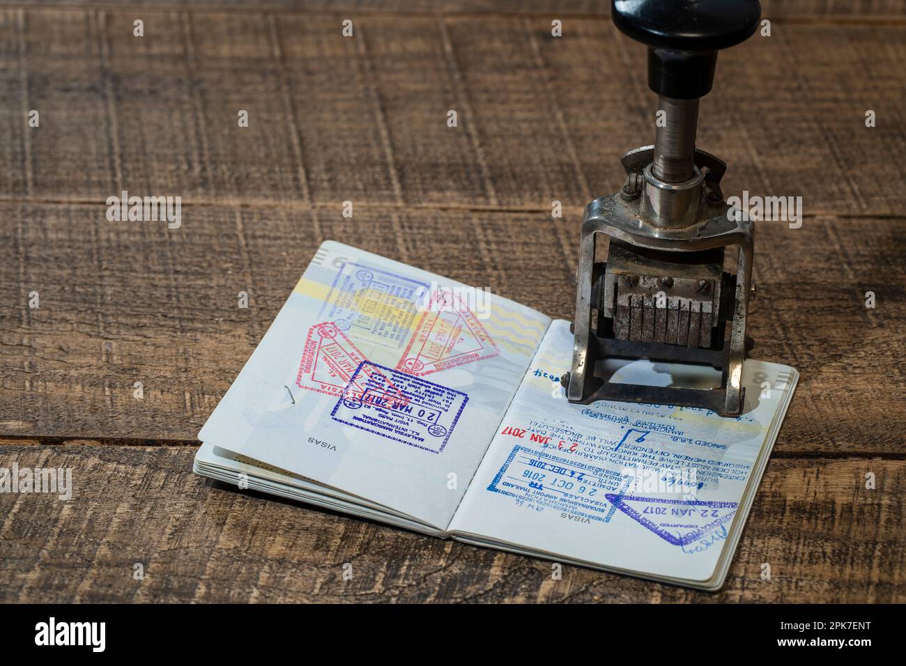 Work visa stamp hi-res stock photography and images - Alamy