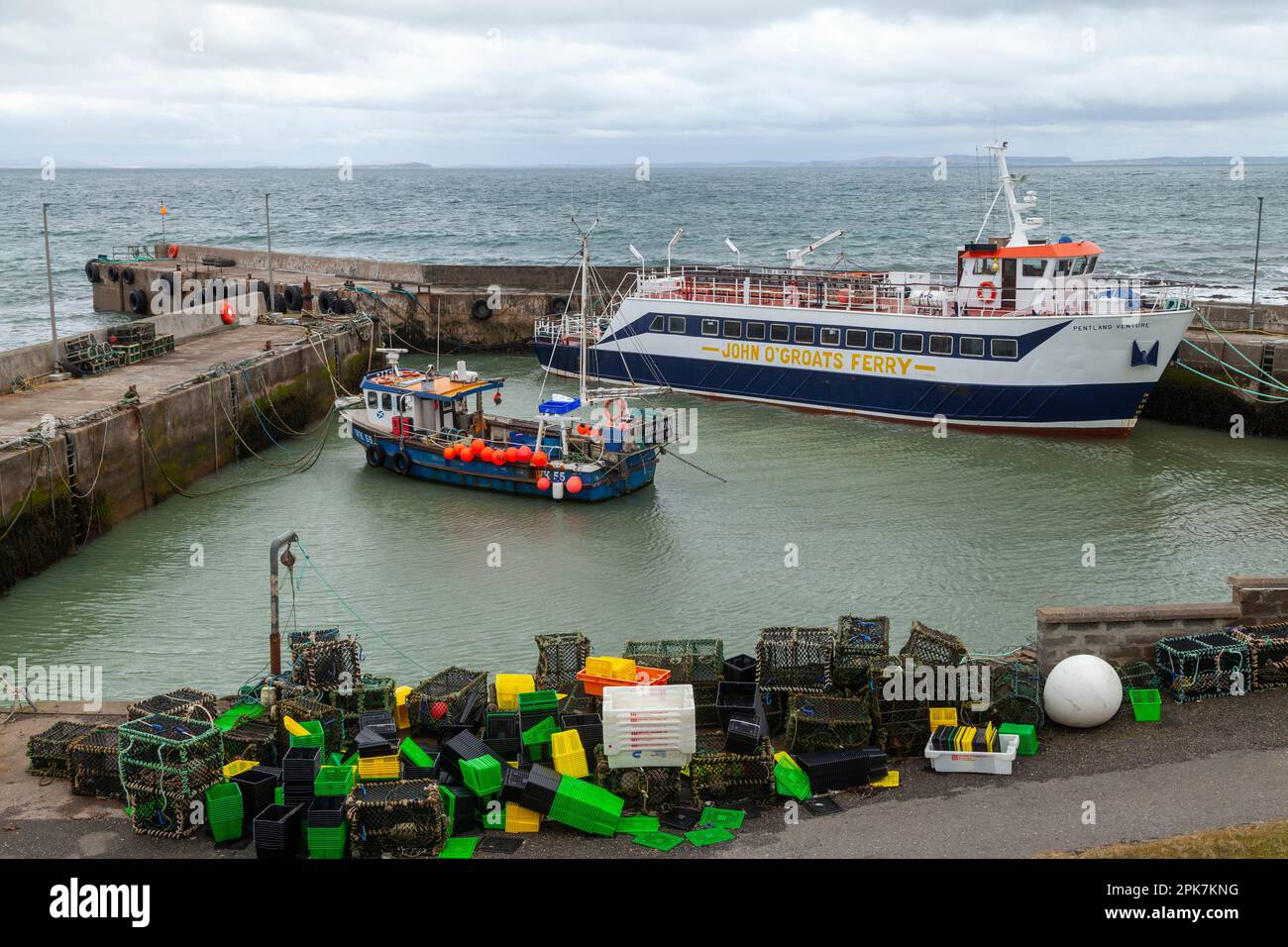Pentland venture the John O Groats Ferry Stock Photo - Alamy