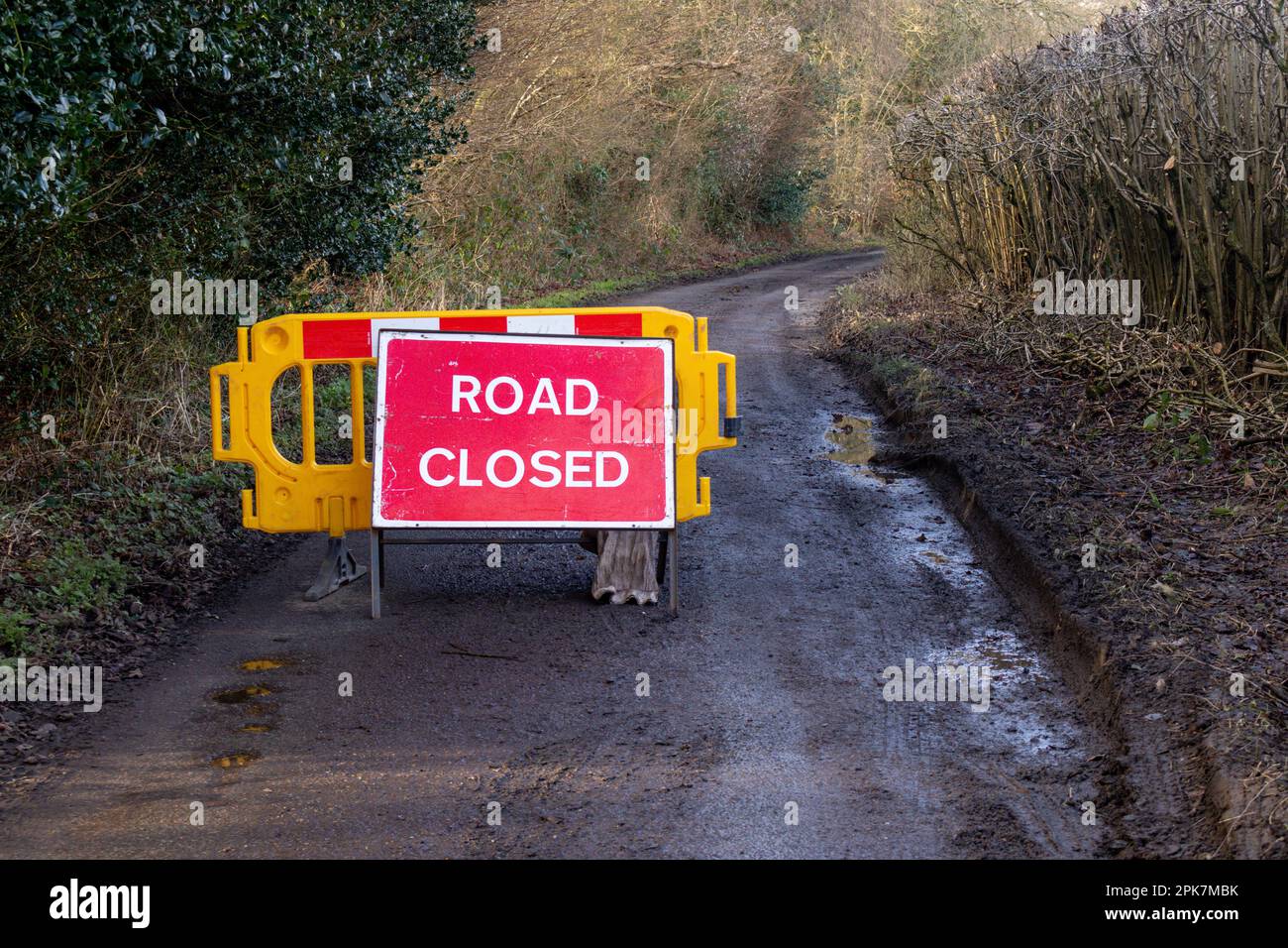 Road Closed sign and barrier, UK Stock Photo - Alamy