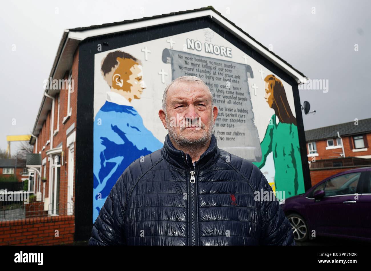 Belfast agreement signing 1998 hi-res stock photography and images - Alamy