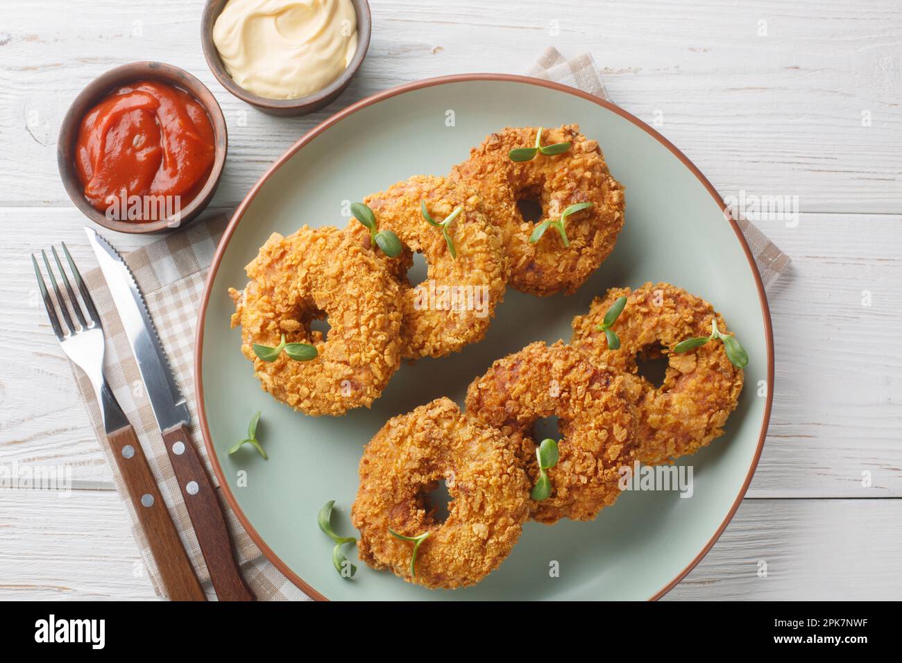 Big donut hi-res stock photography and images - Alamy