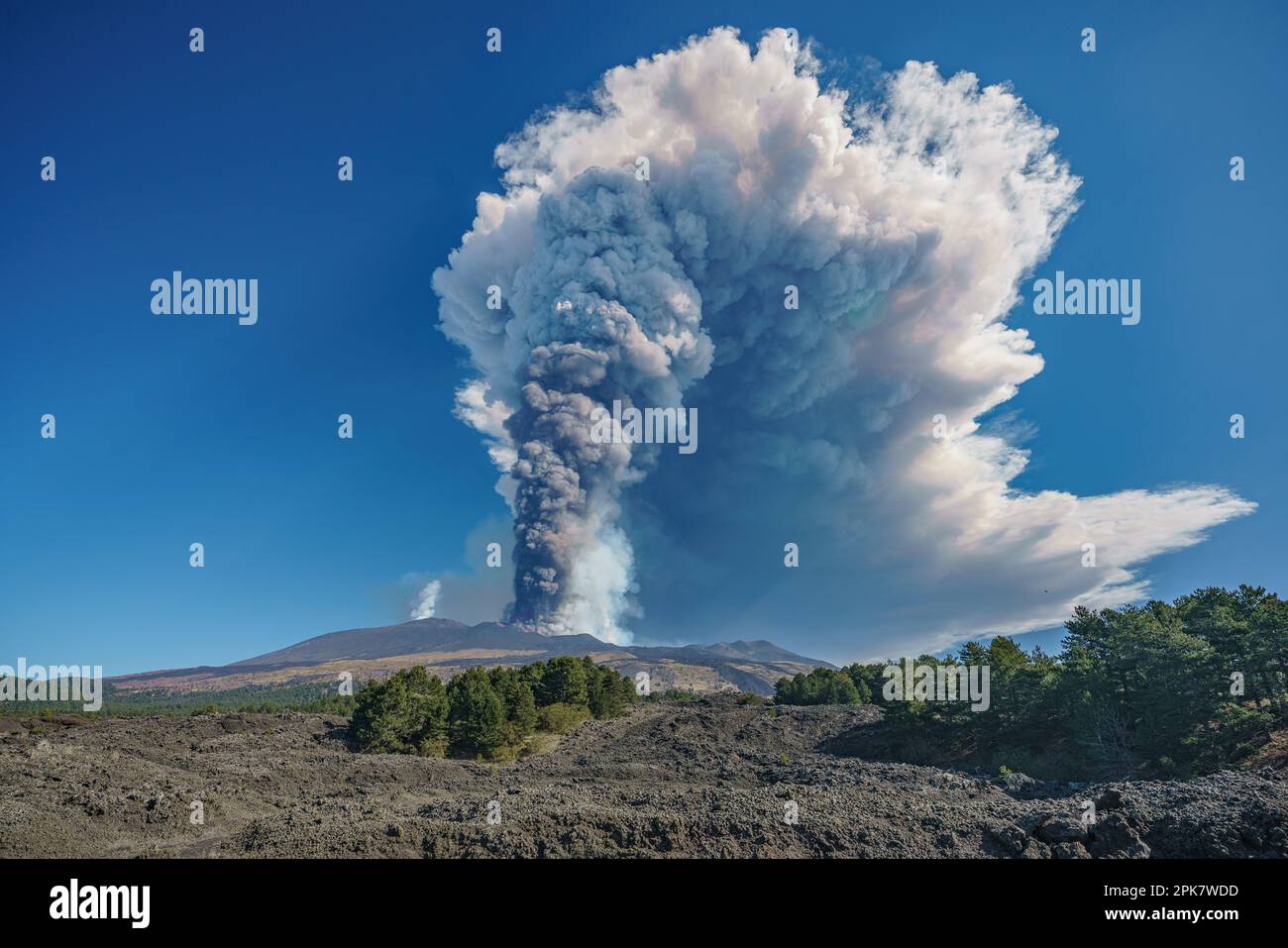Etna volcano eruption , lava, Sicily, italy, italia, sicilia Stock ...