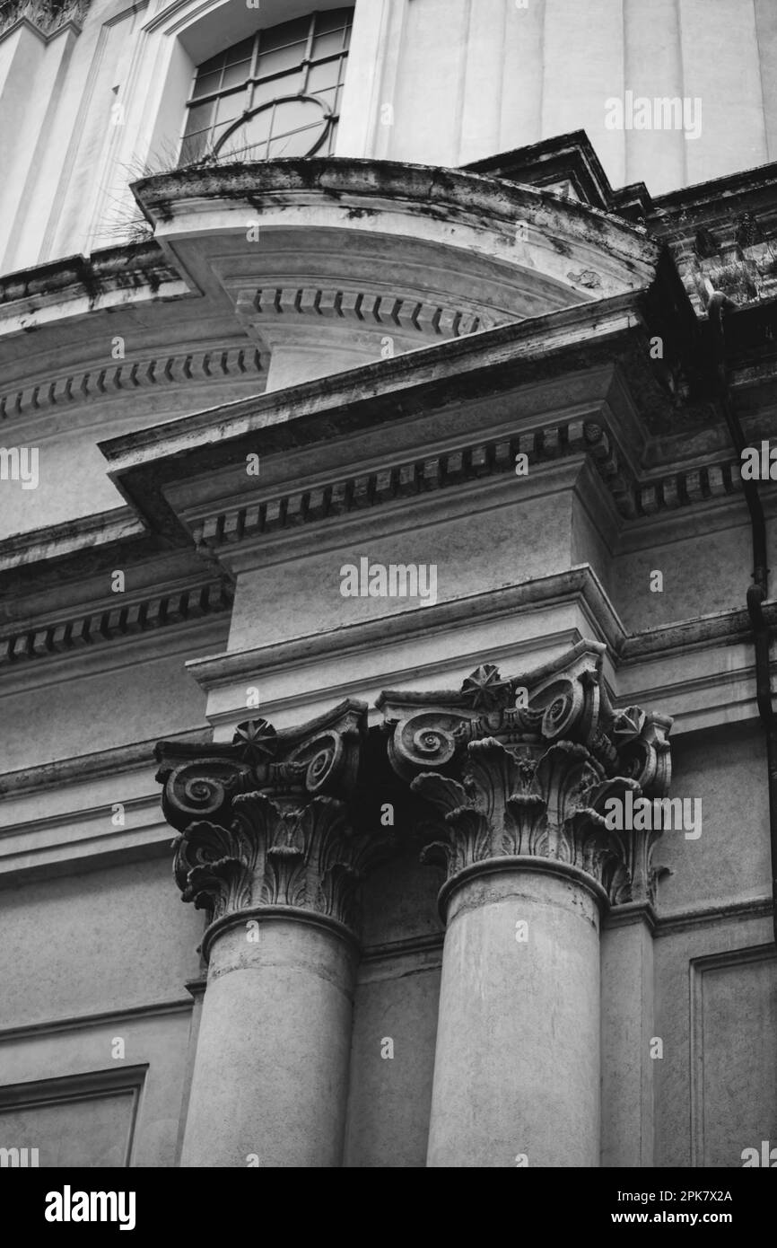 Ornate granite columns Black and White Stock Photos & Images - Alamy