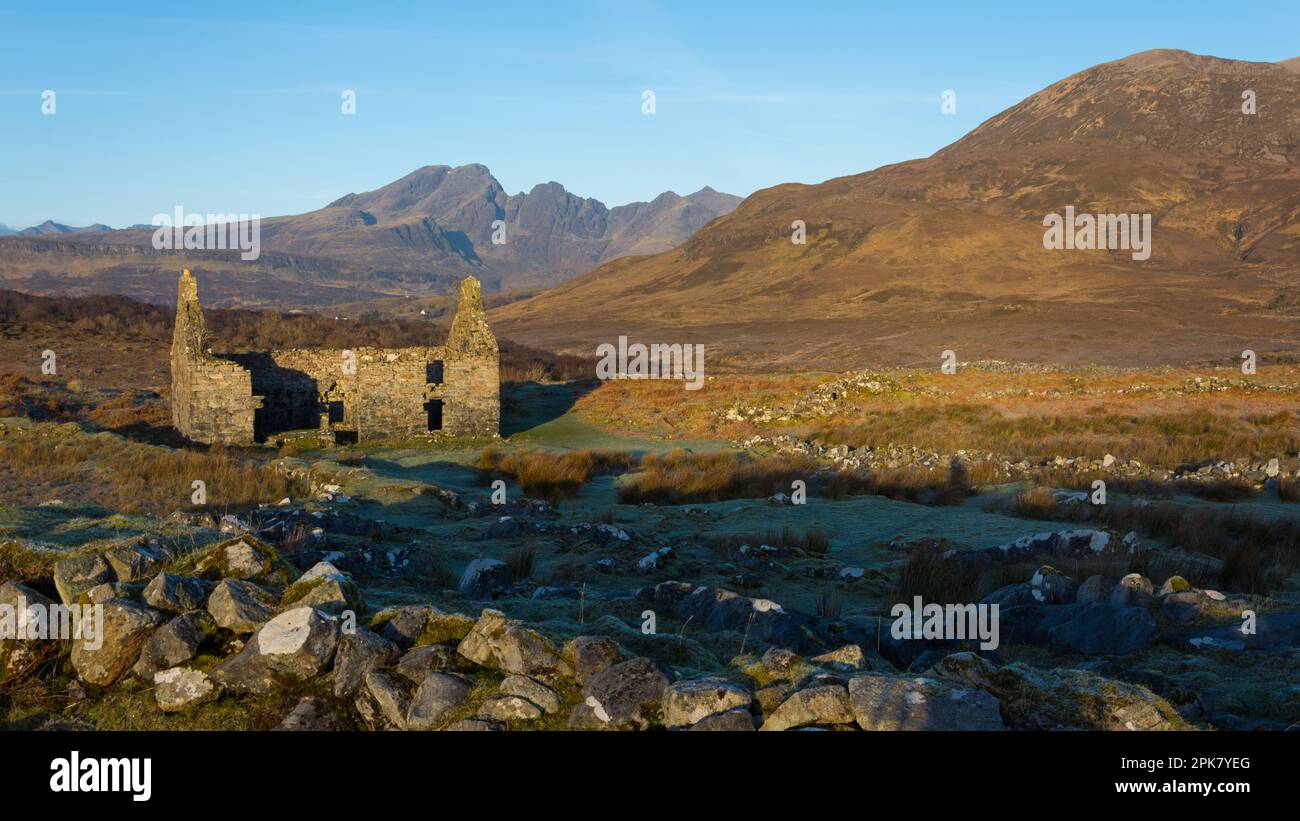 Light and darker building hi-res stock photography and images - Alamy