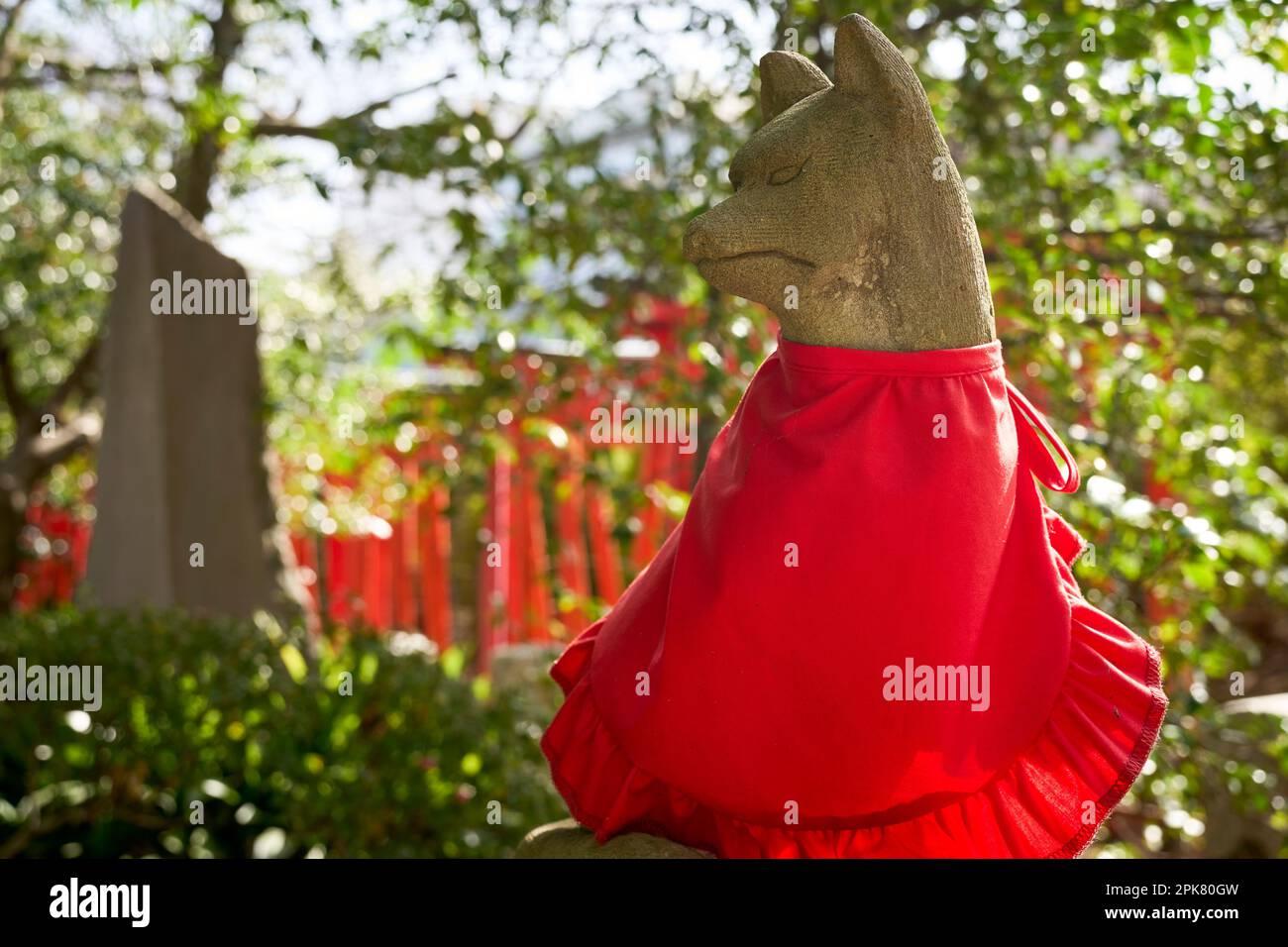 Fox deity hi-res stock photography and images - Alamy