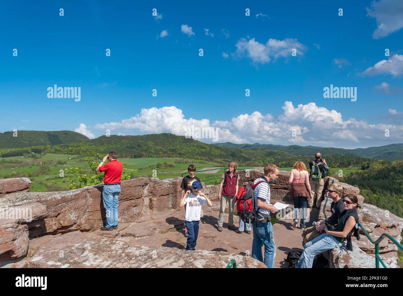 Viewing platform of the Drachenfels castle ruins in the Palatinate ...