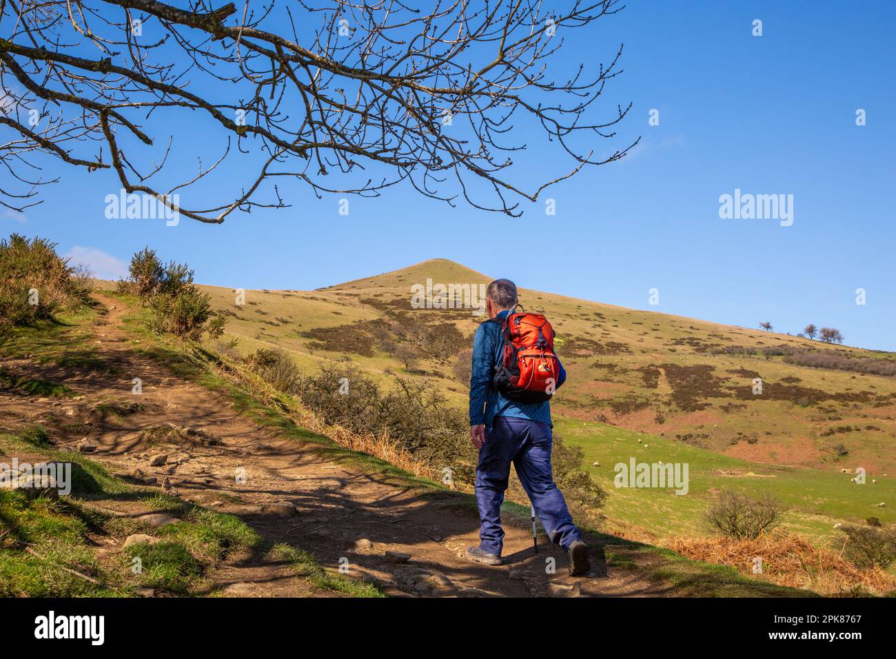 Walkers walking up to the summit of Lose Hill, the start of the great ...