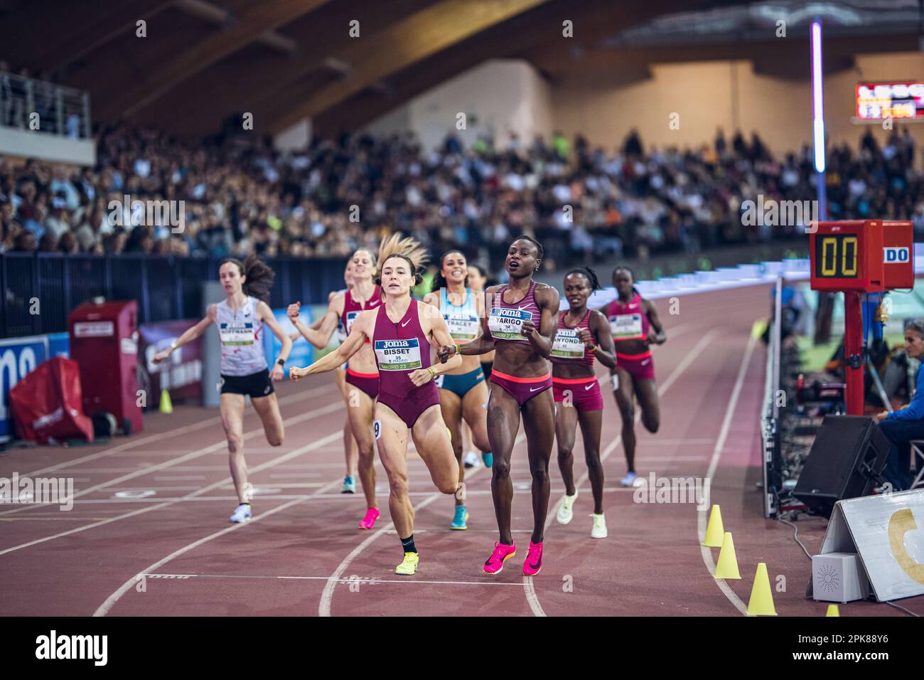 800 meters in the World Indoor Tour 2023 in Madrid Stock Photo - Alamy