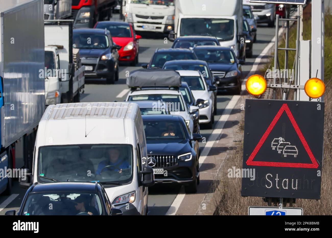 Air pollution warning board hi-res stock photography and images - Alamy