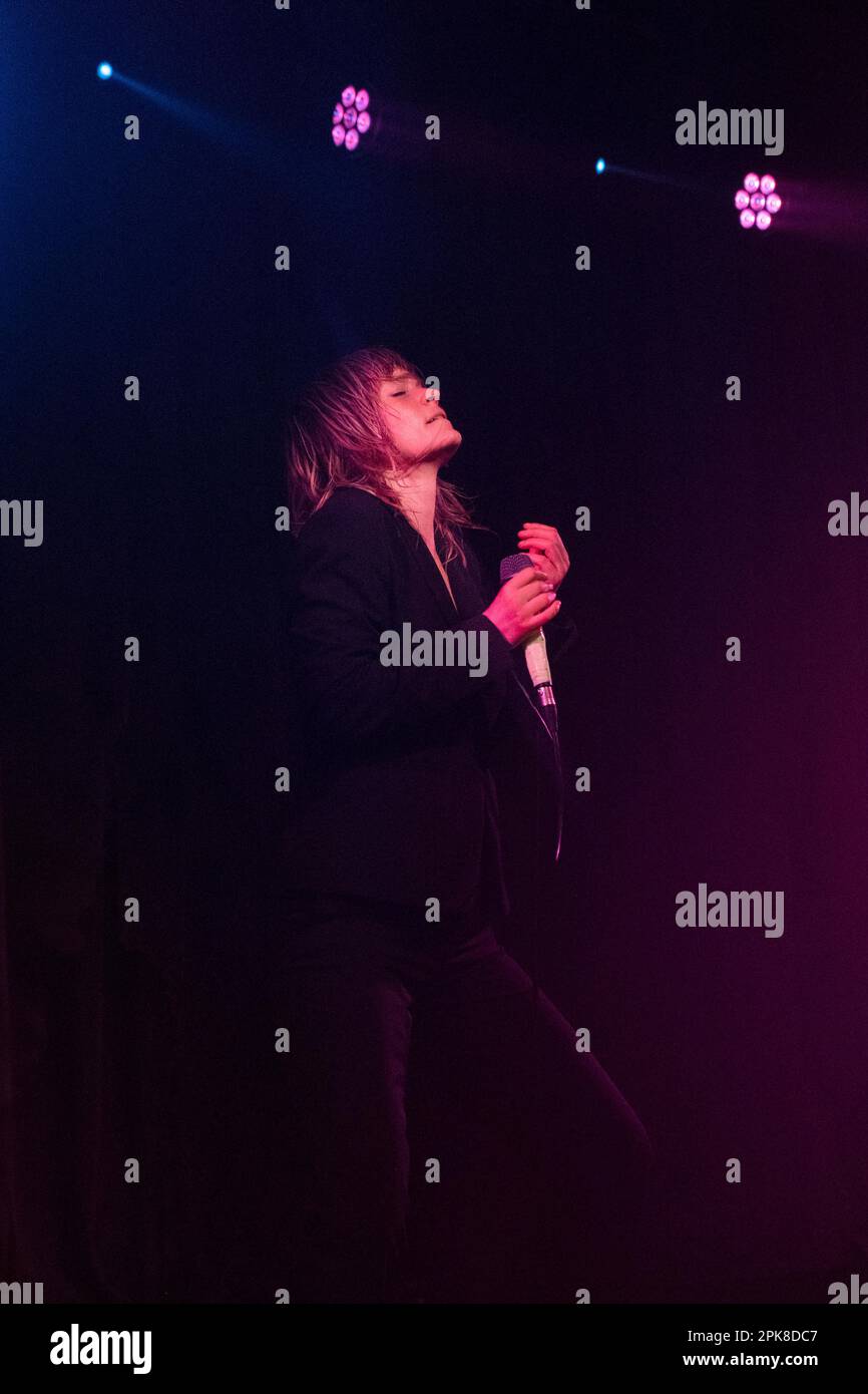 British artist and singer Billy Nomates playing live at La Nau Club in ...