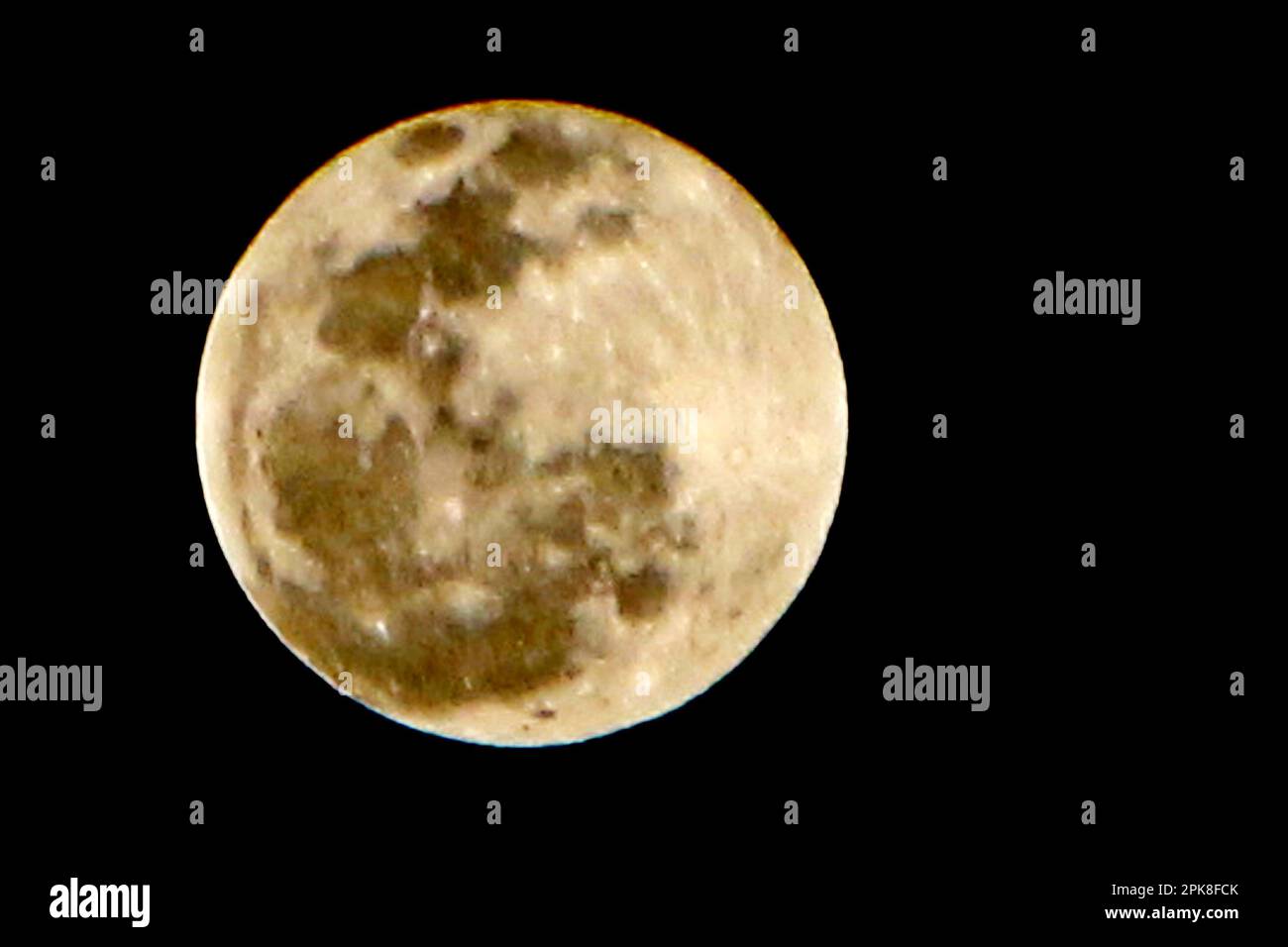 Antipolo, Philippines. 06th Apr, 2023. A full moon seen from Antipolo ...