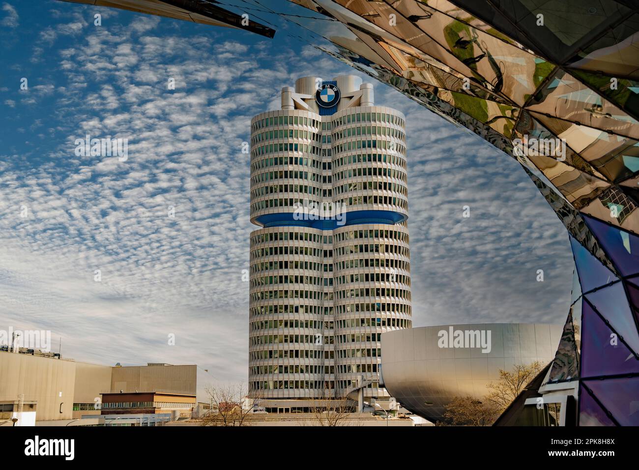 Bmw tower hi-res stock photography and images - Alamy