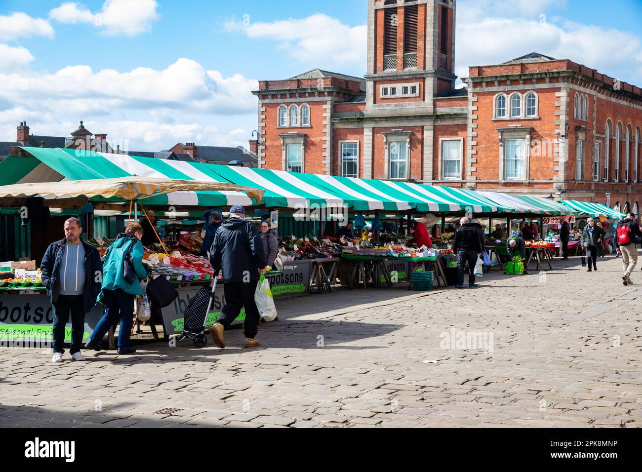 Market Square in Chesterfield, Derbyshire Stock Photo - Alamy