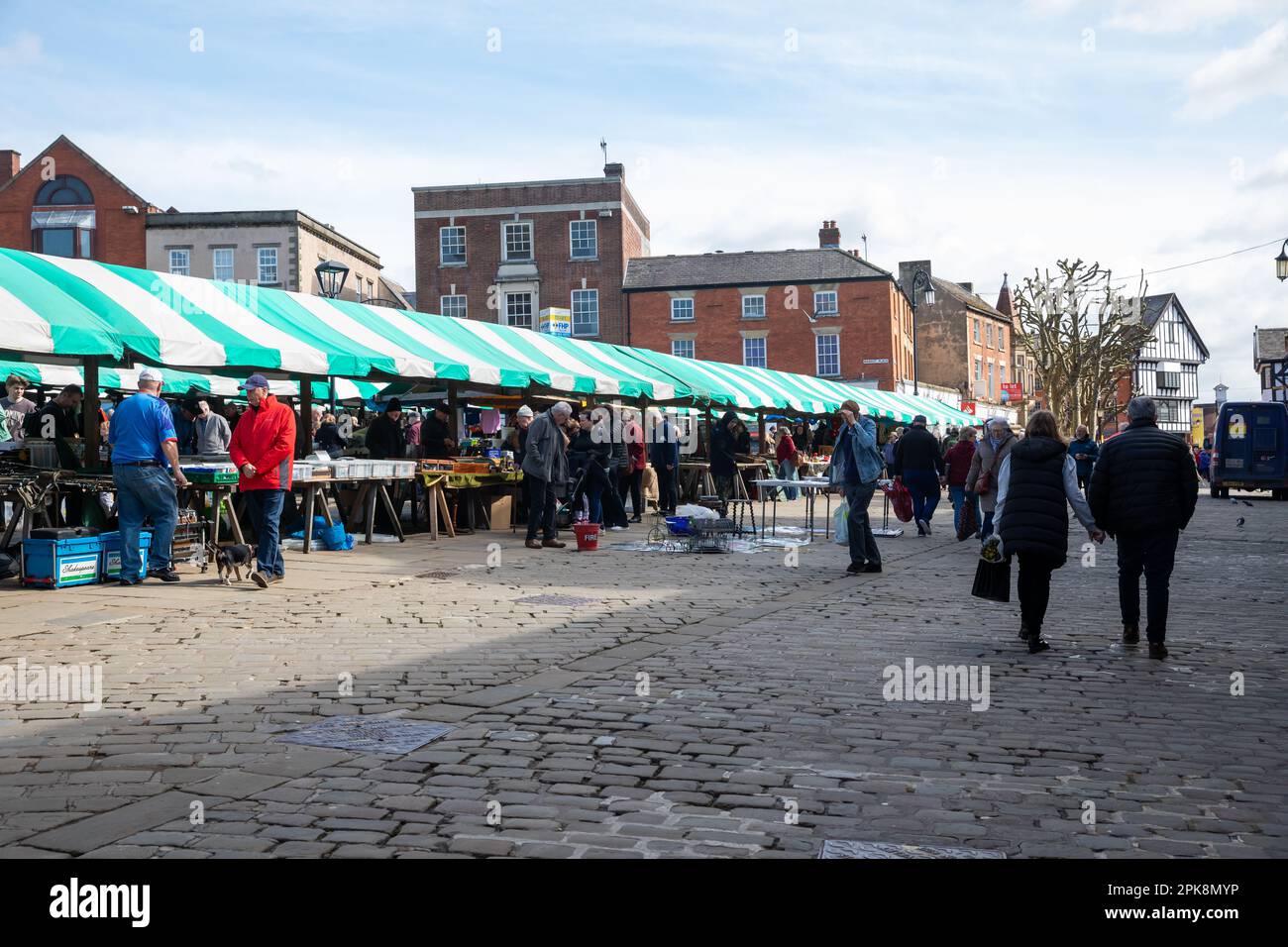 Market Square in Chesterfield, Derbyshire Stock Photo - Alamy